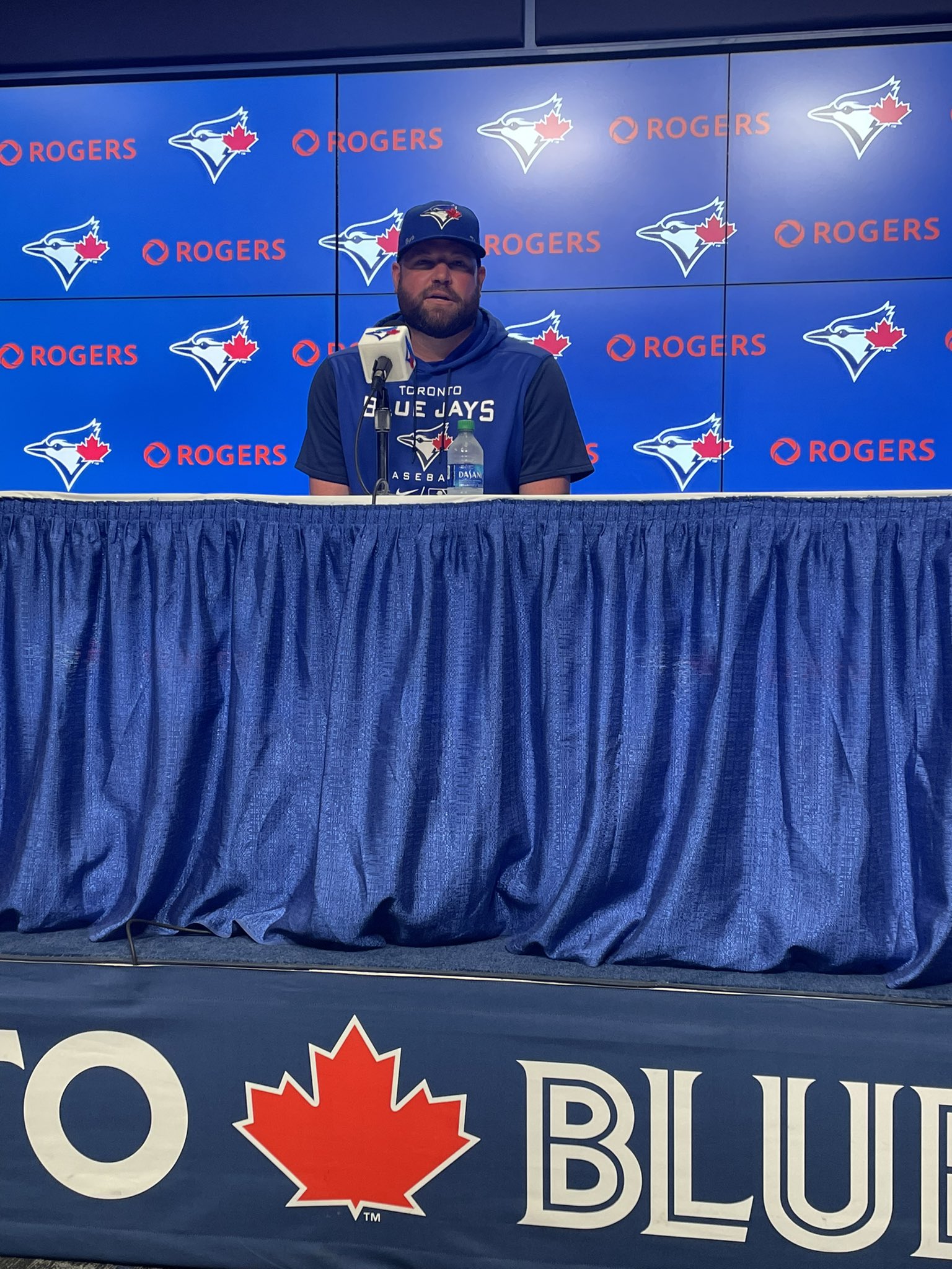 Ben Nicholson-Smith on Twitter: "New #BlueJays manager John Schneider calls this moment ...