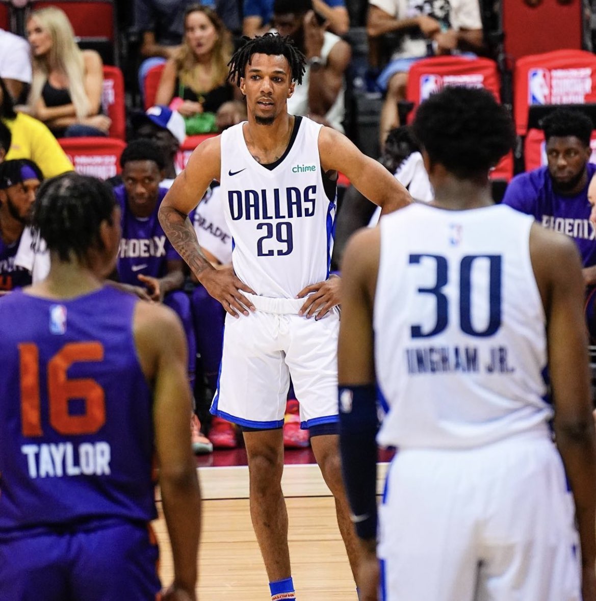 MFFL on Twitter: Mavs finalizing a deal with AJ Lawson? : r/Mavericks