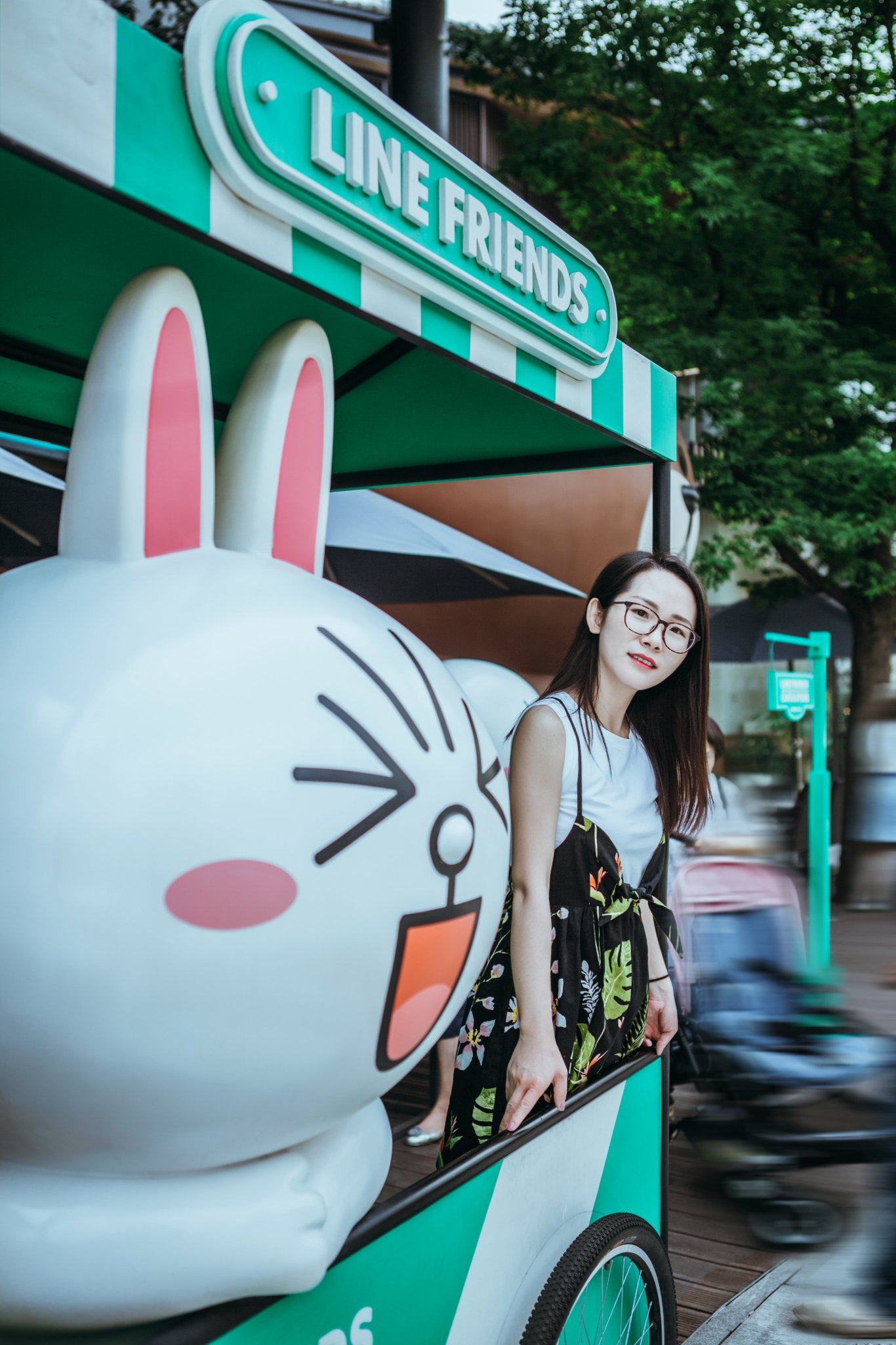 宇宙美女馆 on Twitter: "街拍眼镜小姐姐 [229P+1.67G] #眼镜娘 #眼镜妹 No.071407 @yuzhoumeinv https://t.co/04GwZAehQi ...