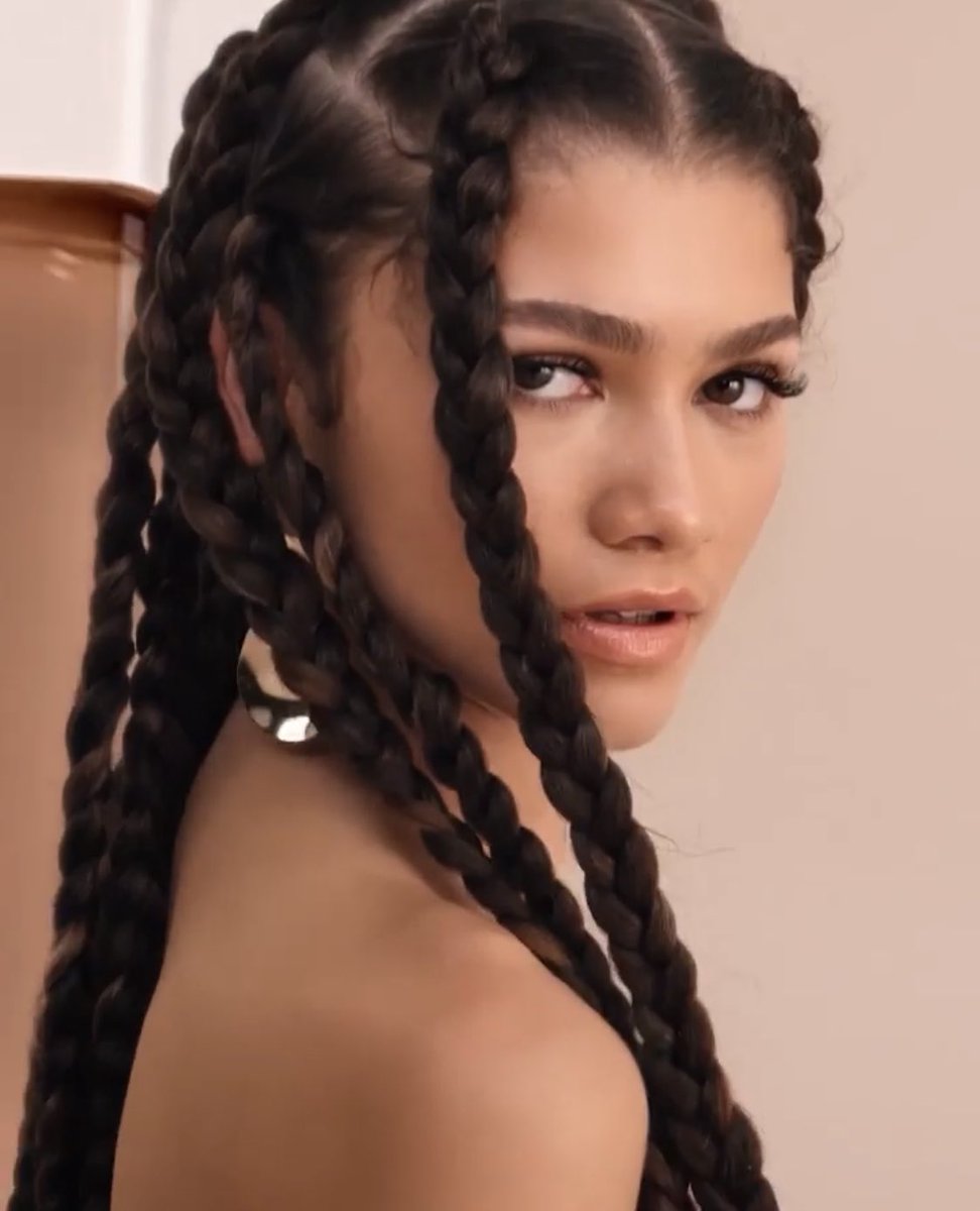Zendaya Updates On Twitter Zendaya For Lancômes “teint Idole Ultra