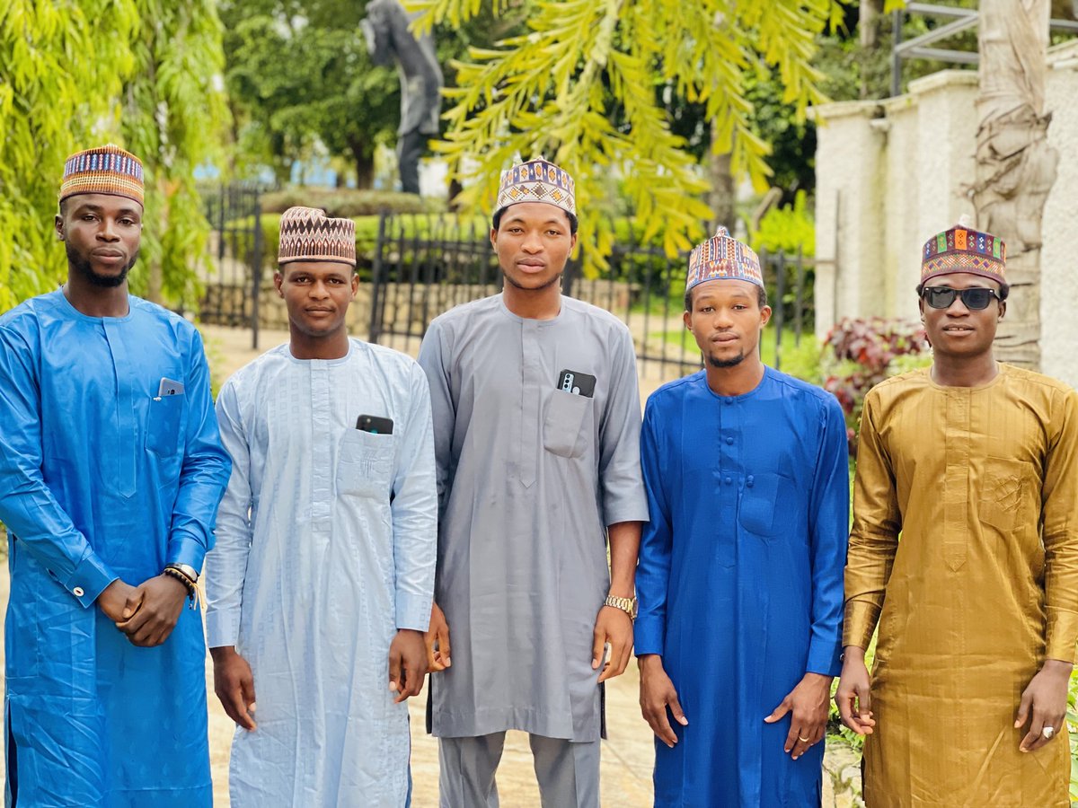 As you can see us so, We Fit Married 20 Wives... EASY...⚠️💁🏽‍♂️ - Download Tweet Image from 𝑰𝔱𝔷 ...