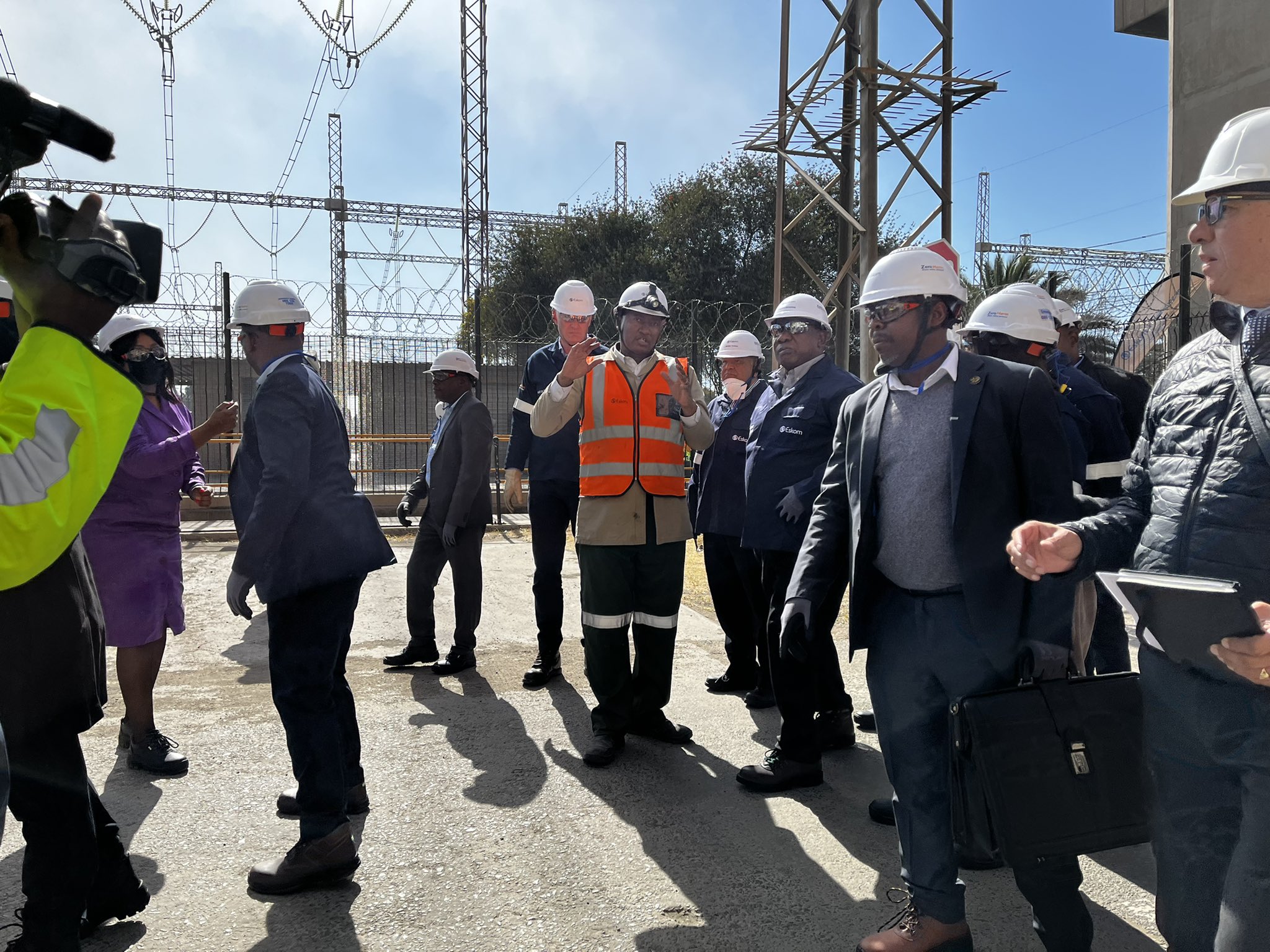 EWN Reporter on Twitter: "#EskomCrisis | Ramaphosa has wrapped up talks with the Eskom execs ...