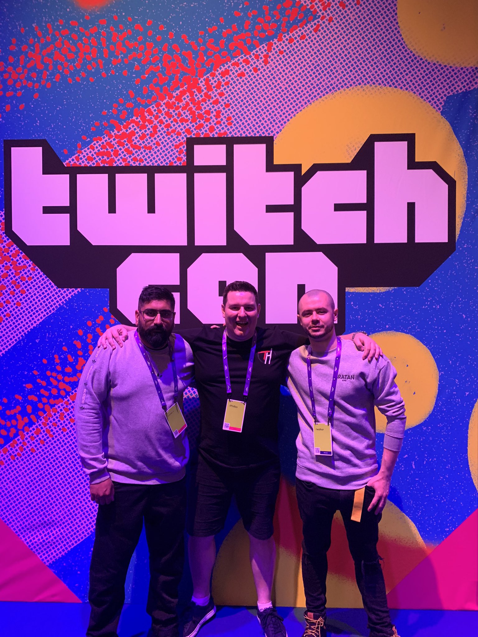 Philbo on Twitter: "After 2 years of friendship we’ve finally met up! Here’s to the boys ...