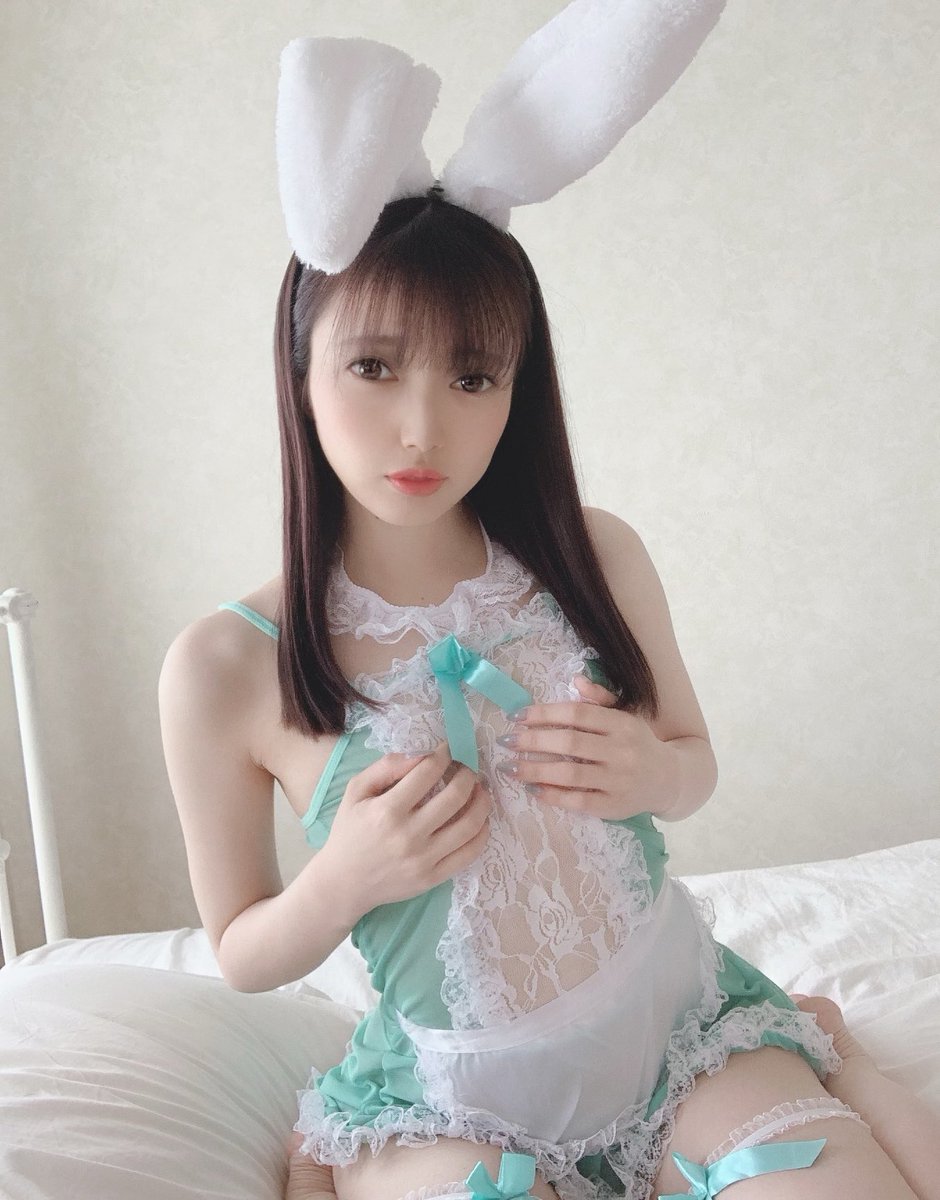 エグ可愛いAV女優の紹介画像を集めてみました。 on Twitter: "日向理名（@_hinata_rina_） 理名さんの可愛い写真集めてみた♪ #AVを見るならAV女優のためにAVを買おう"