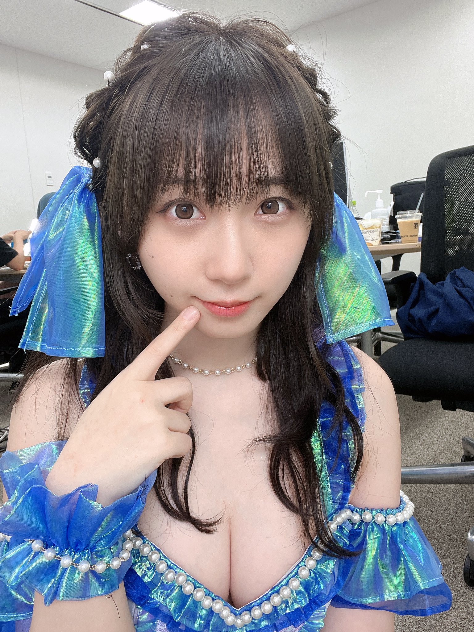 伊織もえ on Twitter: "本日からの『お願い社長』とPPE41のコラボで 伊織もえが、また本日から新しくゲーム内に実装されます…！☺️ ぜひゲットして使ってね〜〜〜〜〜 私もまた新 ...