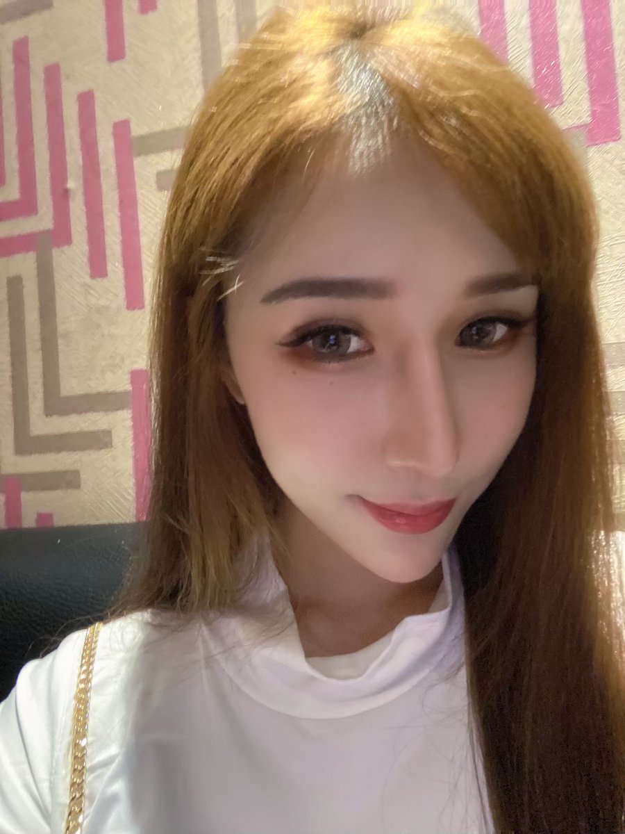 我最喜歡貪心的你~ 因為你會喜歡各式各樣的我 https://t.co/HNkYLC34QP 夢夢 Monmon @monmon77888