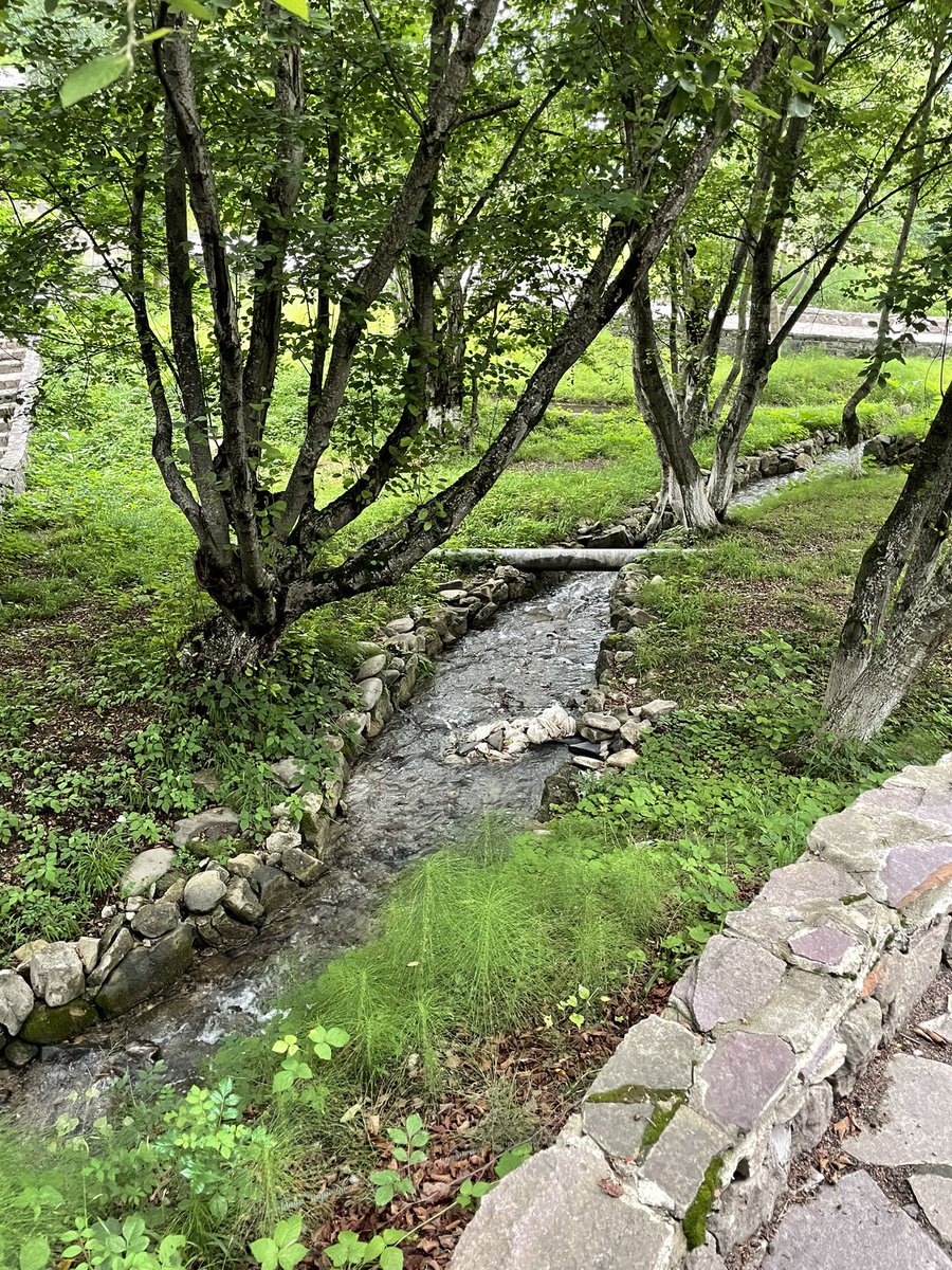 ثريد عن السياحة في اذربيجان اماكنها الحلوة، اجمل المدن، والذ مطاعمهم 😍 ...