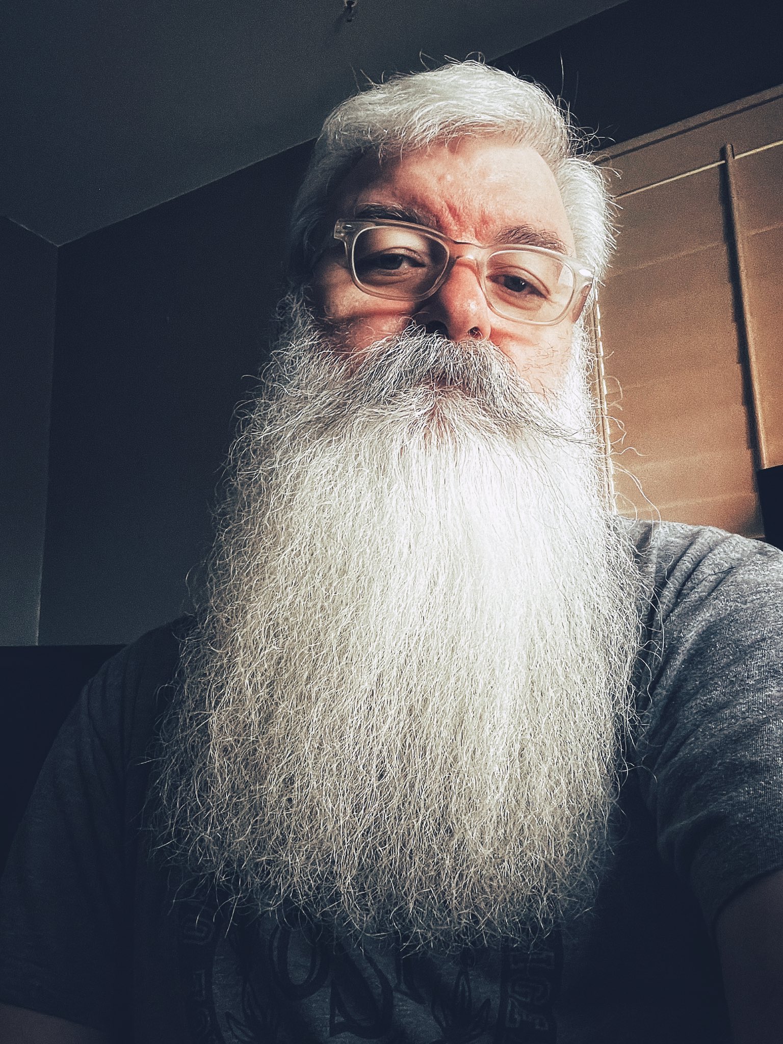 Reid on Twitter: "Tired and worn out. Thinking of cutting the beard off. Maybe friendly mutton ...