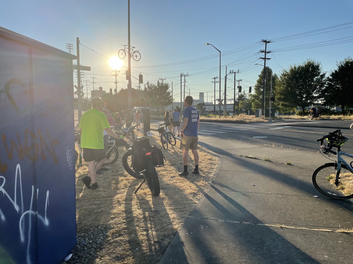 West Seattle Blog: "Gathering before the #criticalmass memorial ride ...
