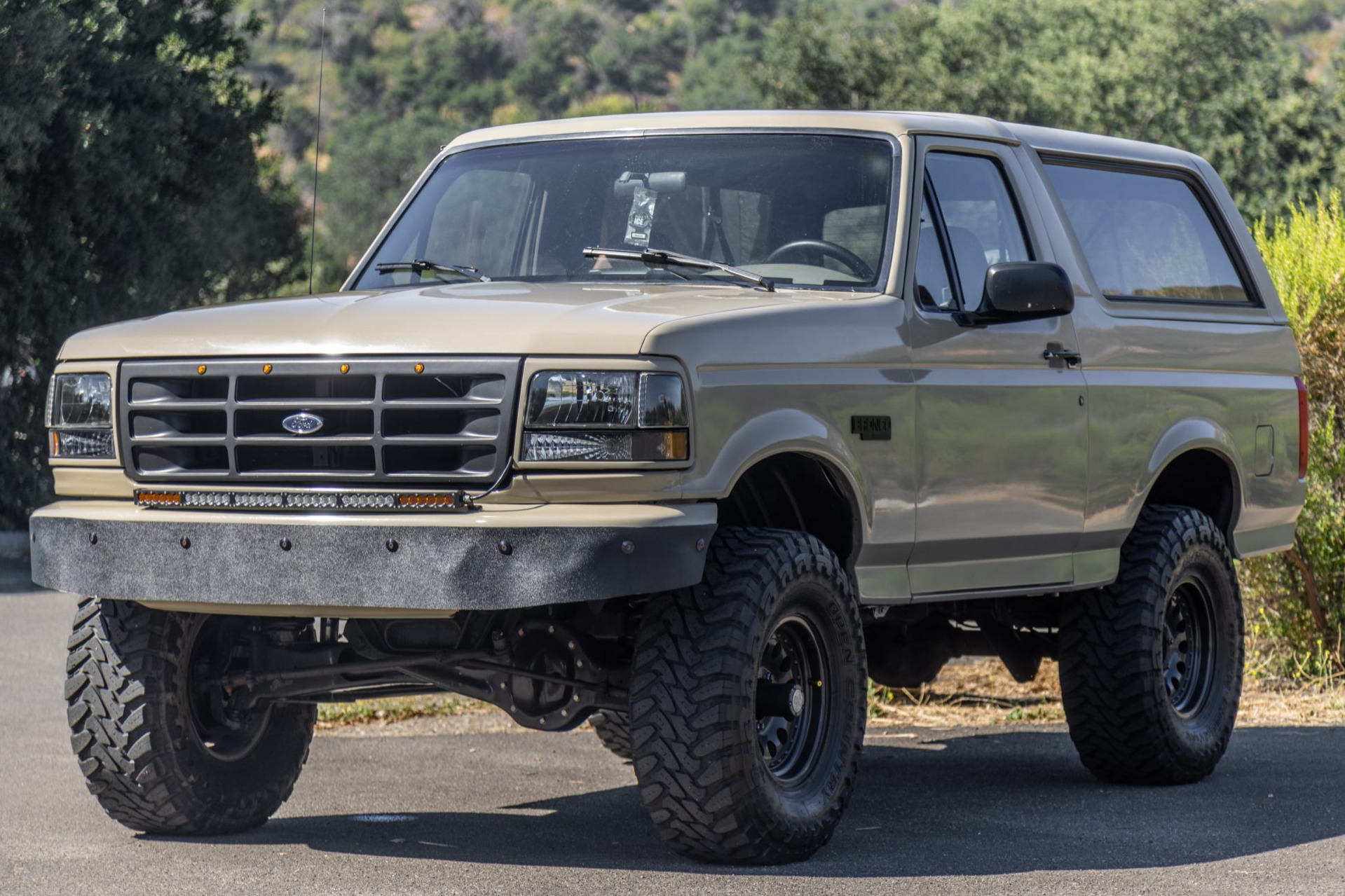 1994 Ford Bronco Lifted