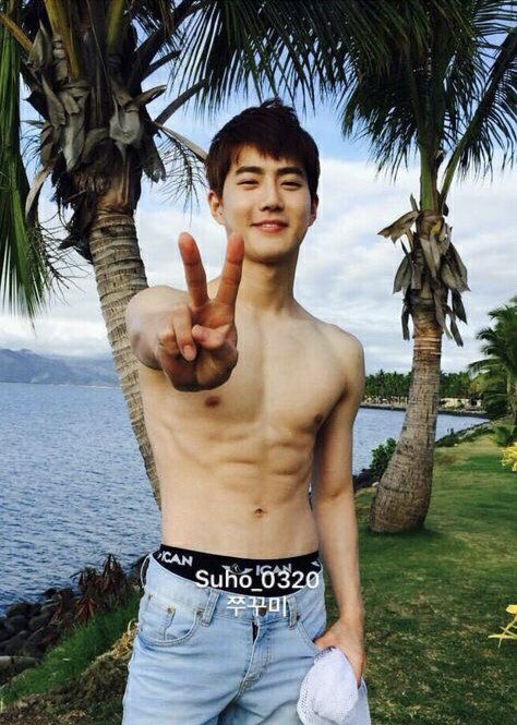 Legendary Kpop Abs ♂️ on Twitter: "1428. Suho / EXO"