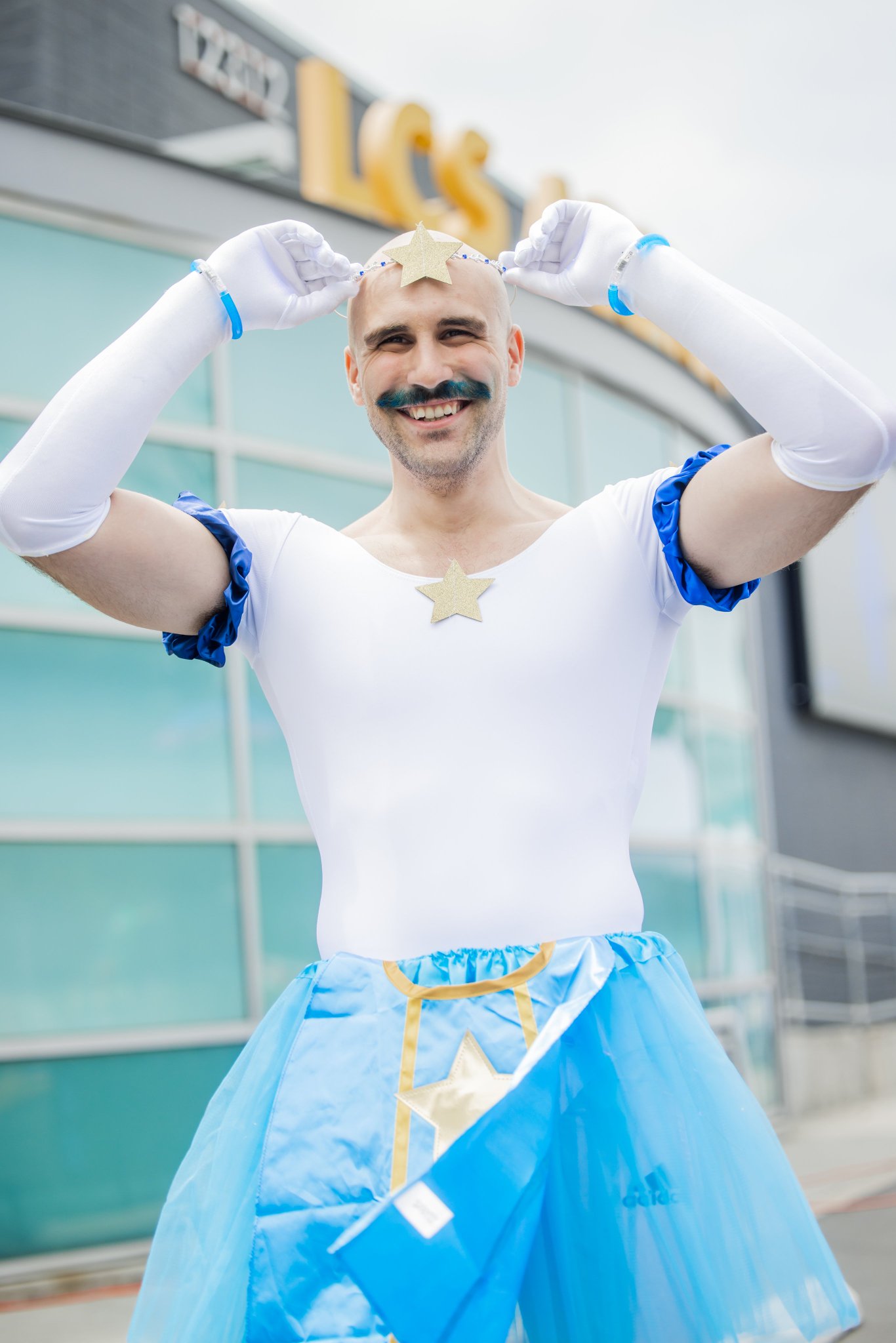 LCS on Twitter: "Also: Star Guardian Braum! 💫 #LCS https://t.co/3Zn69UiDBo" / Twitter