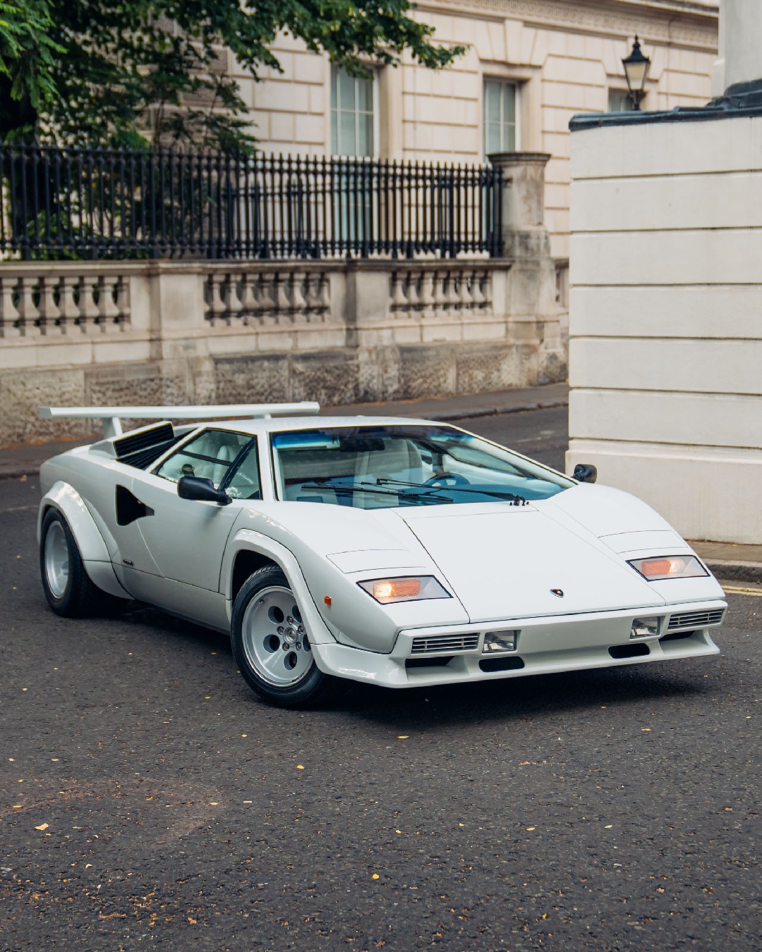 White Lamborghini Pictures