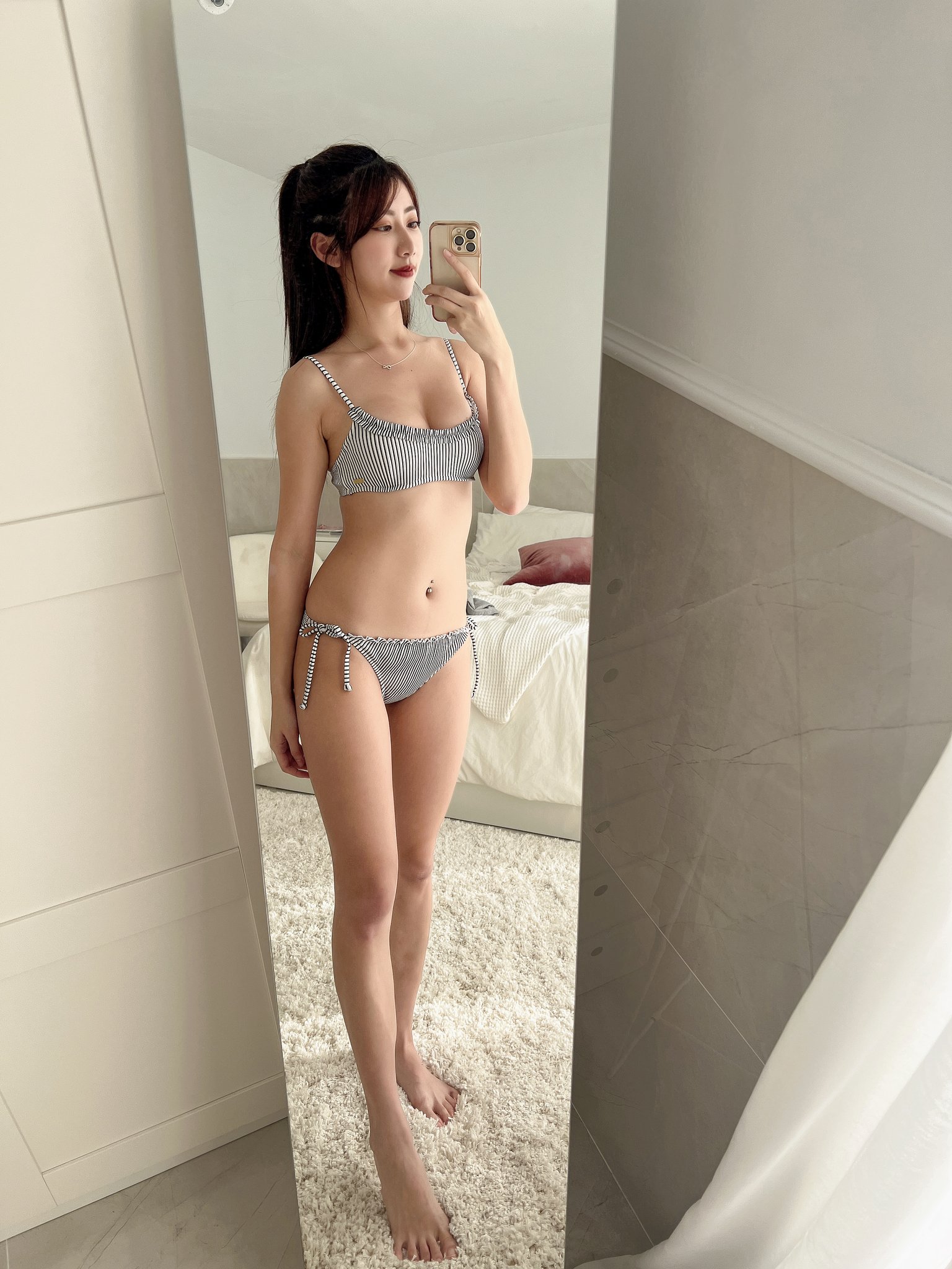 比特Elsa on Twitter: "家裡好熱，最多就只能穿這樣了😂 https://t.co/Q2Kd0Ss3KL https://t.co/eZ90d6UX7d" / Twitter