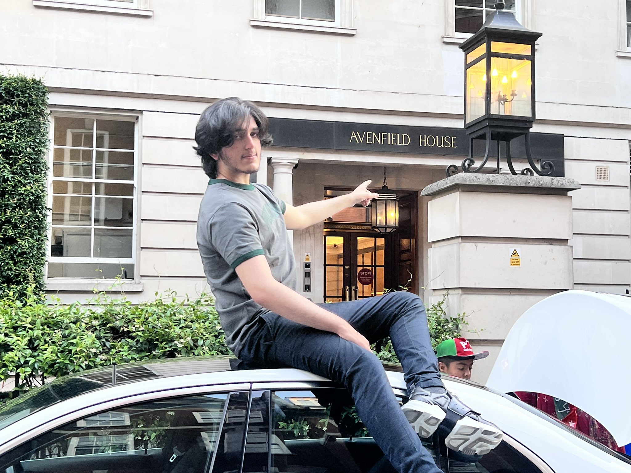 Nawaz Sharif House Pictures