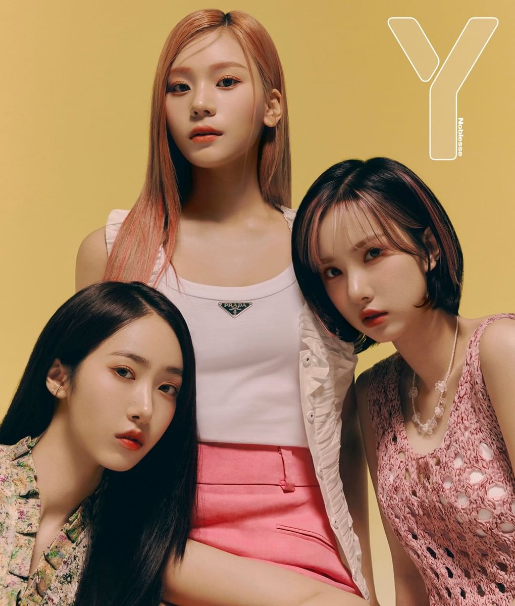 GFSquad on Twitter: "[PIC] 220720 - Y Magazine with VIVIZ 🔗https://ynoblesse.com/y-y_editorial-y ...