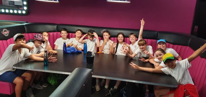 Thakeham Primary School - Home