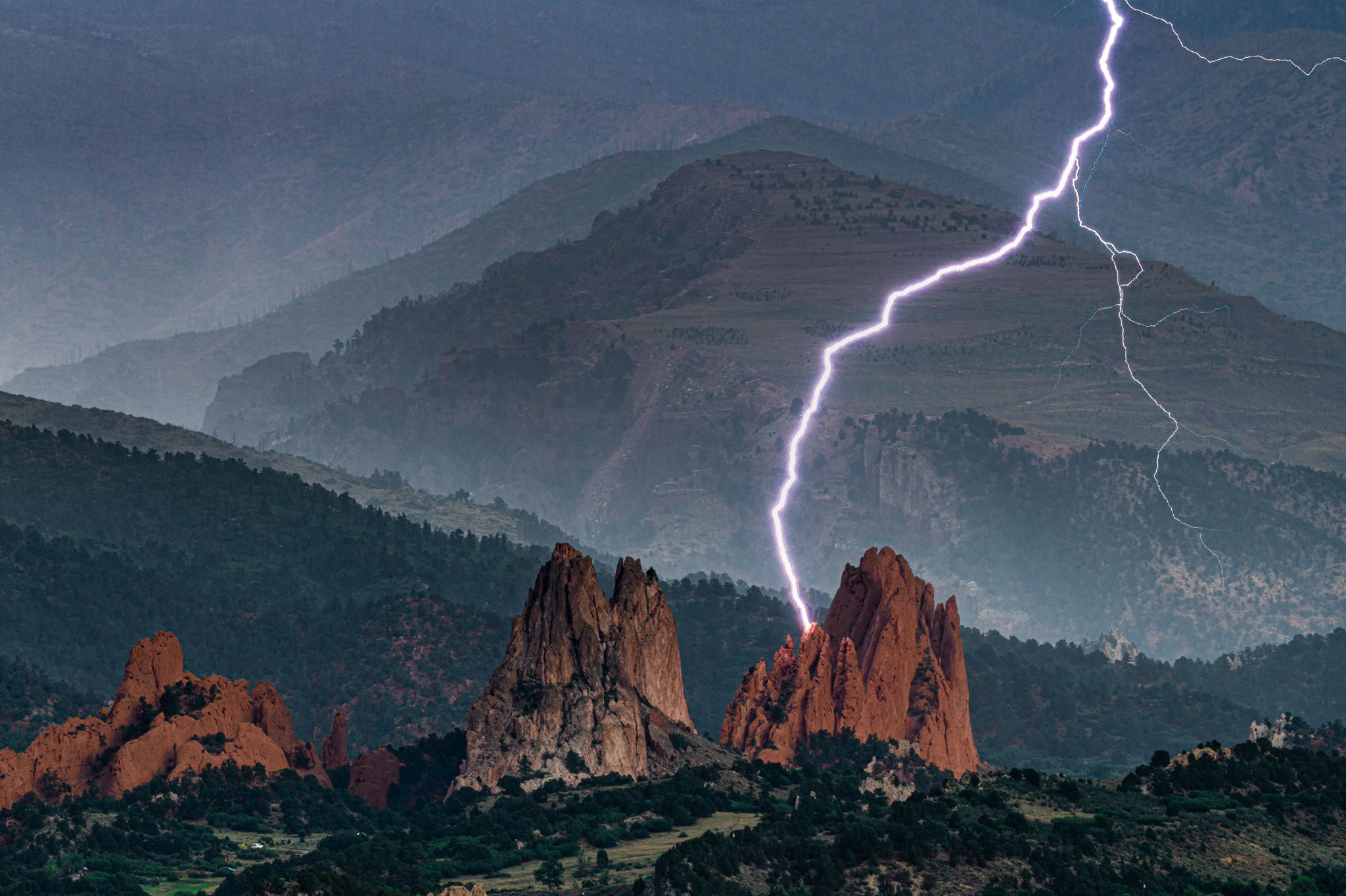 Rob Hoff 🏔🌌🦜💨 on Twitter: "The Wrath of the Garden. A shot I didn’t think would ever be possible ...