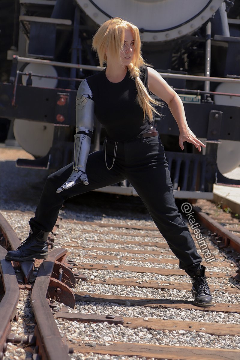 simrell (@katiesimrell) さんのコスプレ作品まとめ (180 件) - Twoucan