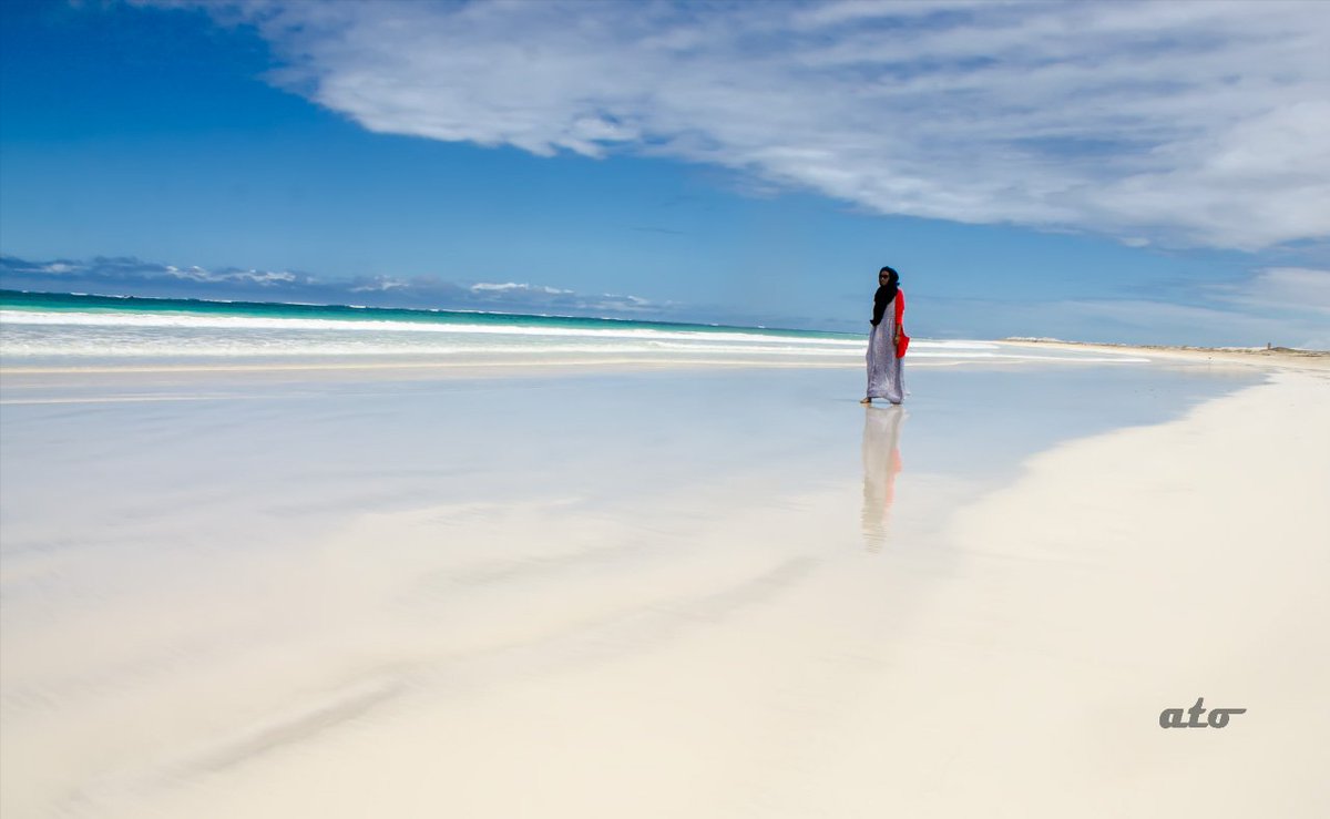 Abdirisak Urug on Twitter: "Mogadishu Beaches, Lido and Jazira."