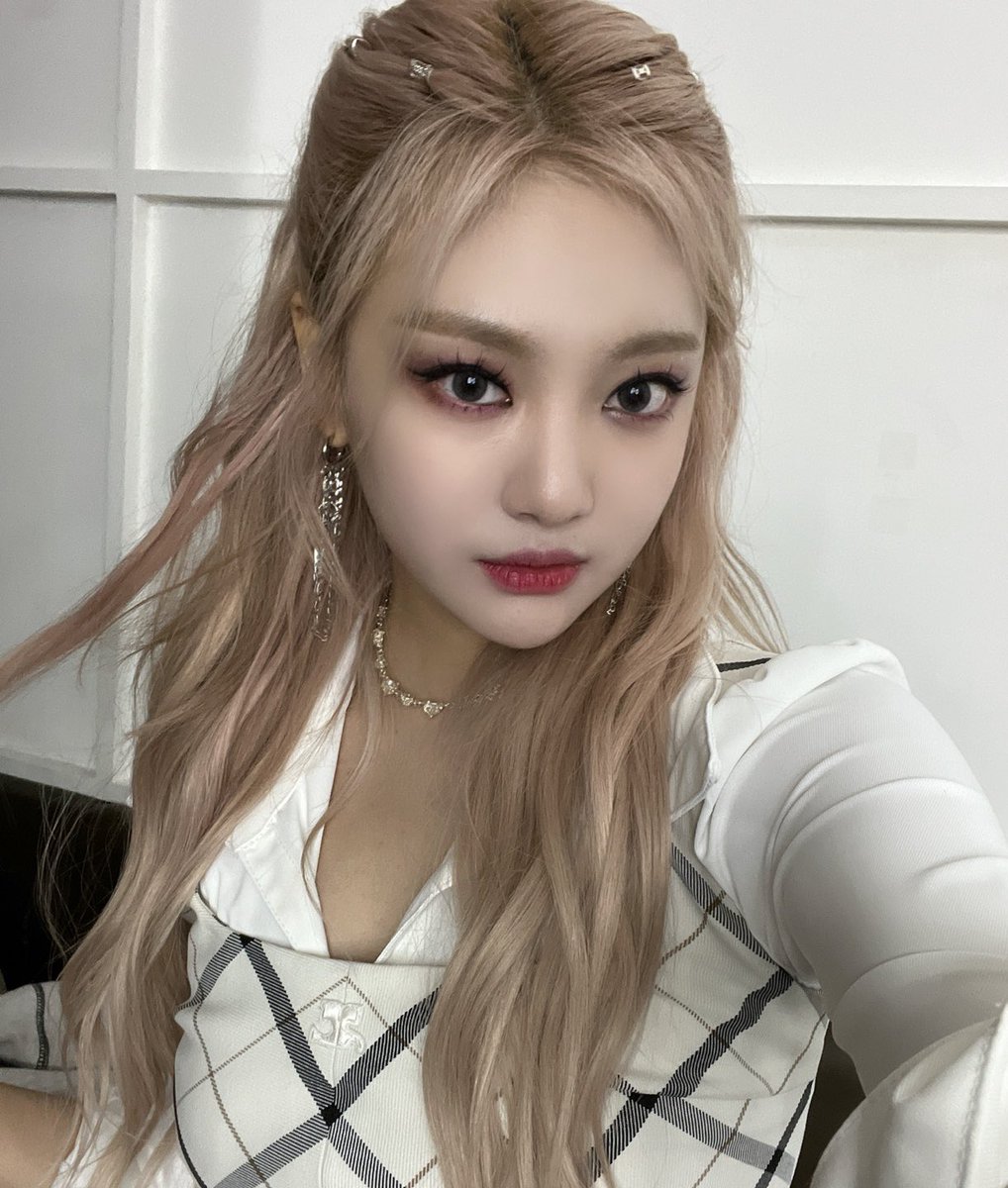 Aespa On Twitter 🫡⚔️🦋🤍 Aespa Ningning Girls Aespa Girls