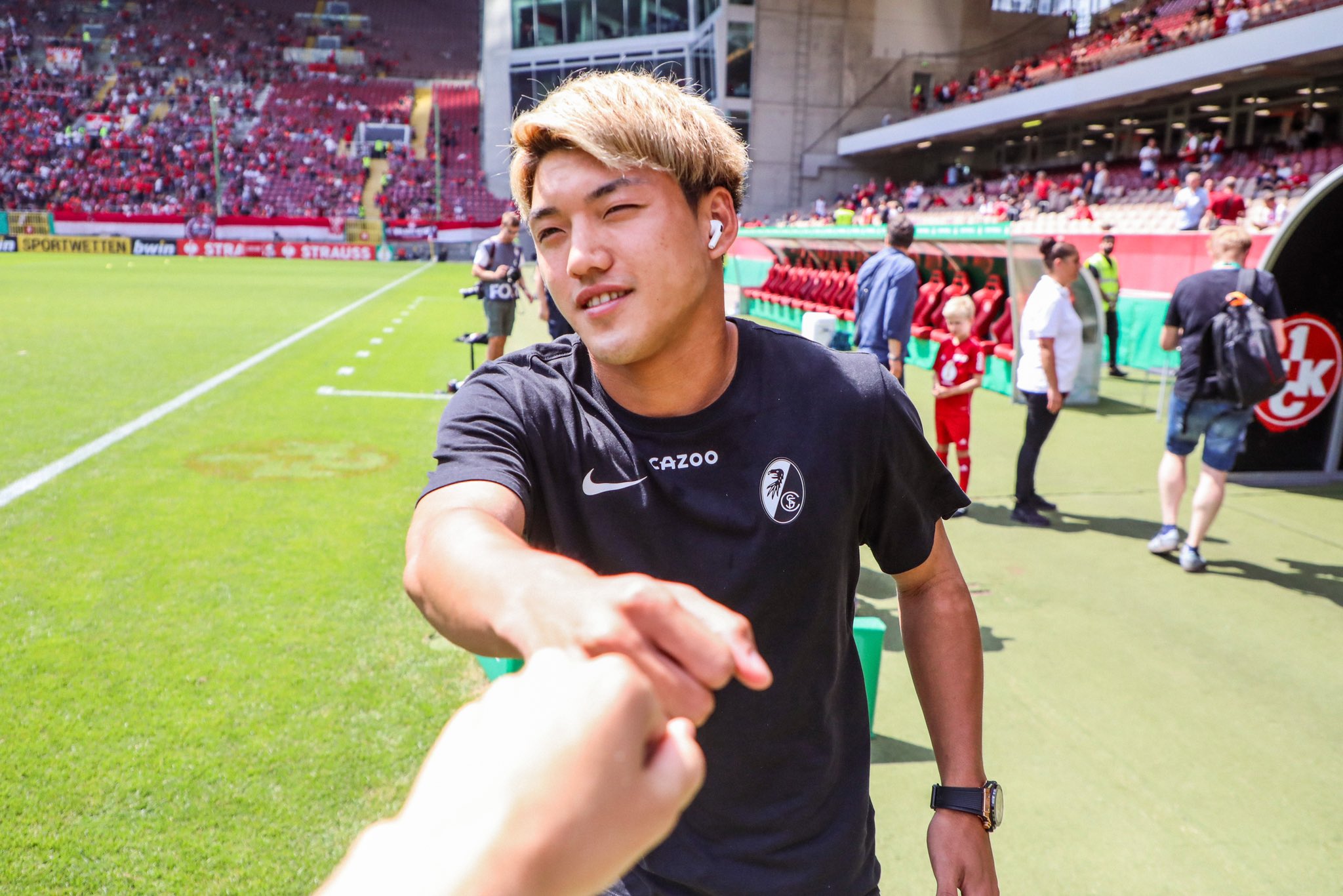 SC Freiburg on Twitter: "Salli @doan_ritsu 👊 https://t.co/4QZFkRGQl6" / Twitter