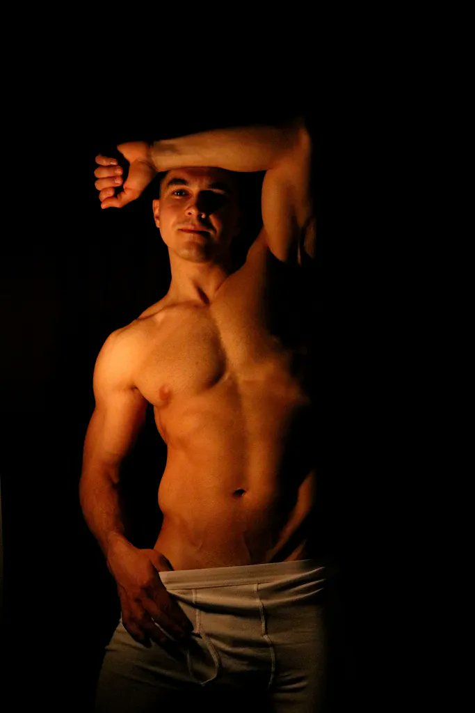 Muscle_Hairy_Fan on Twitter: "RT @jpelwes: Dimo Dimov photographed by Antonio FaFredo."