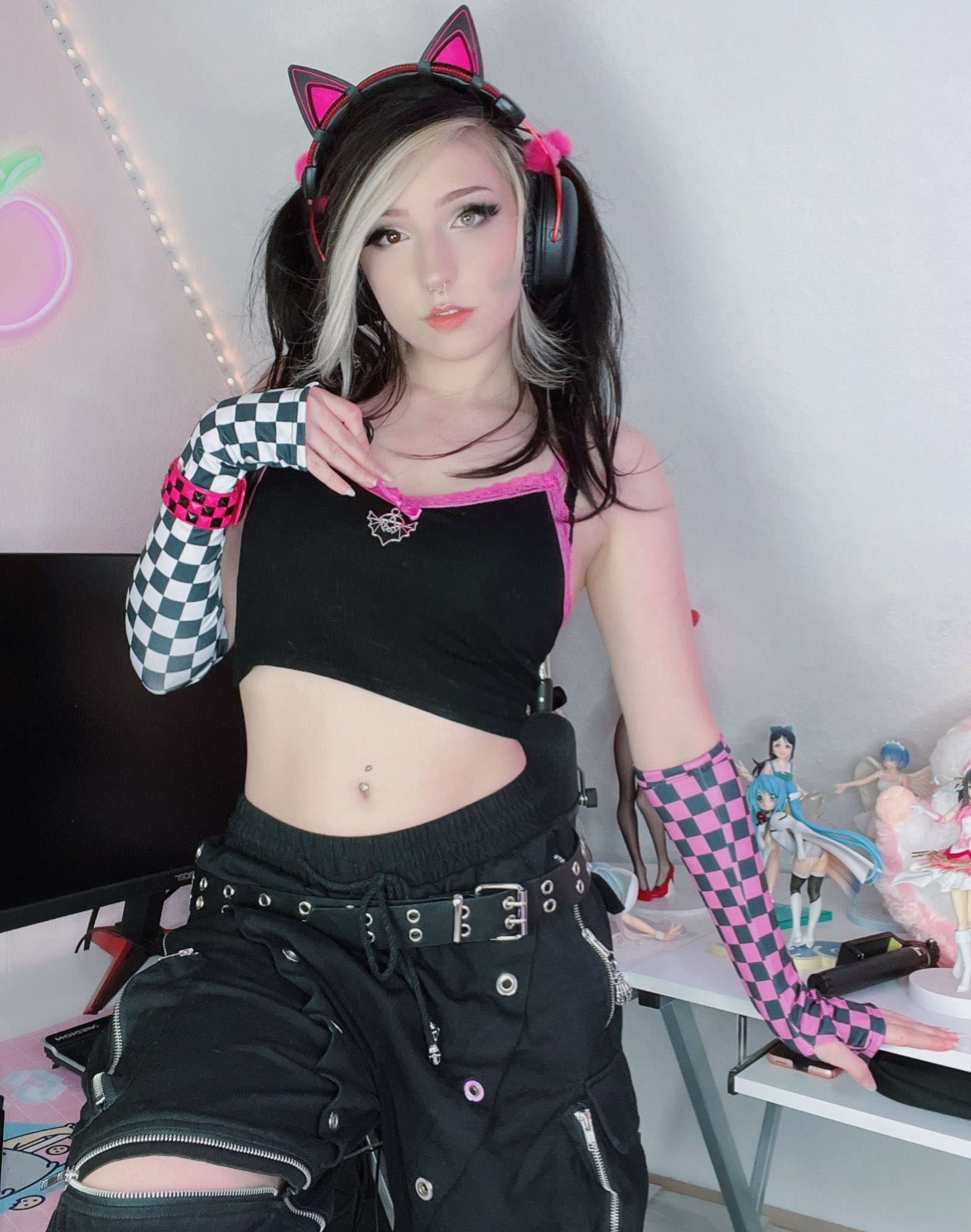 Tw Pornstars 1 Pic Liino🤠Twitter Im Ur Emo Gamer Gf Now 💕 7 04