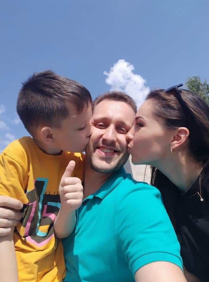 Iuliia Mendel on Twitter: "It’s Roma Oleksiv on both photos. He’s 7, he’s a son of musicians ...