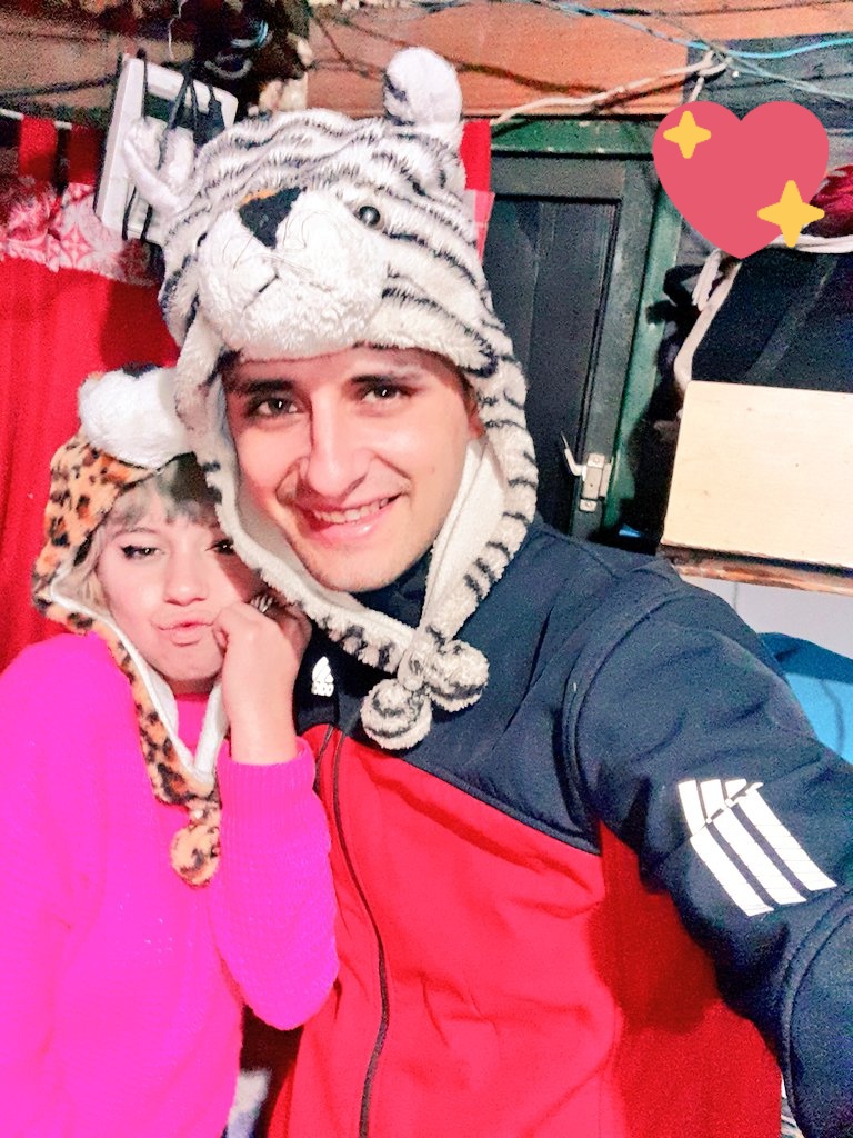 videos de risa 2020 on Twitter: "Con mi prima https://t.co/bbkWD172se" / Twitter