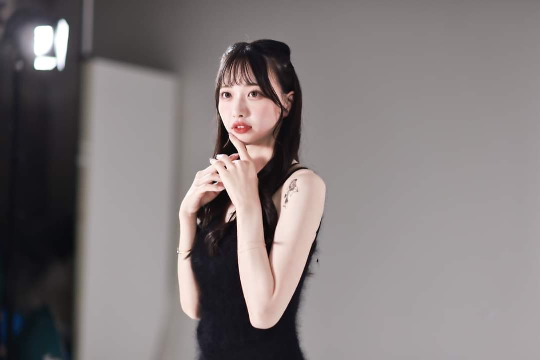 Très séduisante Noko Ichinose 💐 Jean Marie Forget @jean_forget