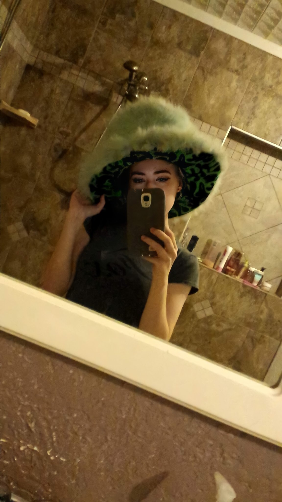 Grandma Alice Merchesi Onlyfans On Twitter I Wish I Still Had This Hat