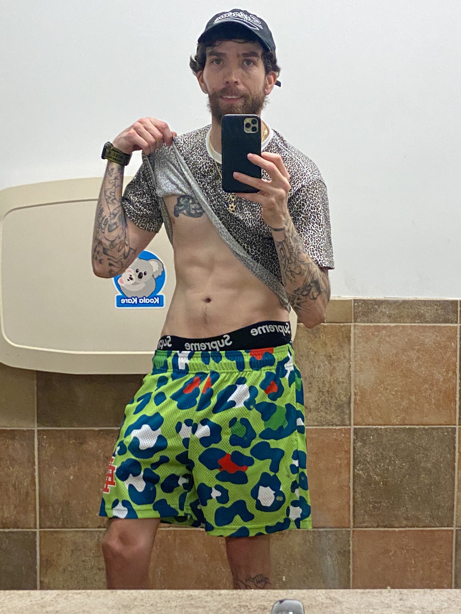 TW Pornstars - Bryan Silva GRATATA🦁. Twitter. Retweet if I’m sexy 😉. 1:50 AM - 26 Jul 2022