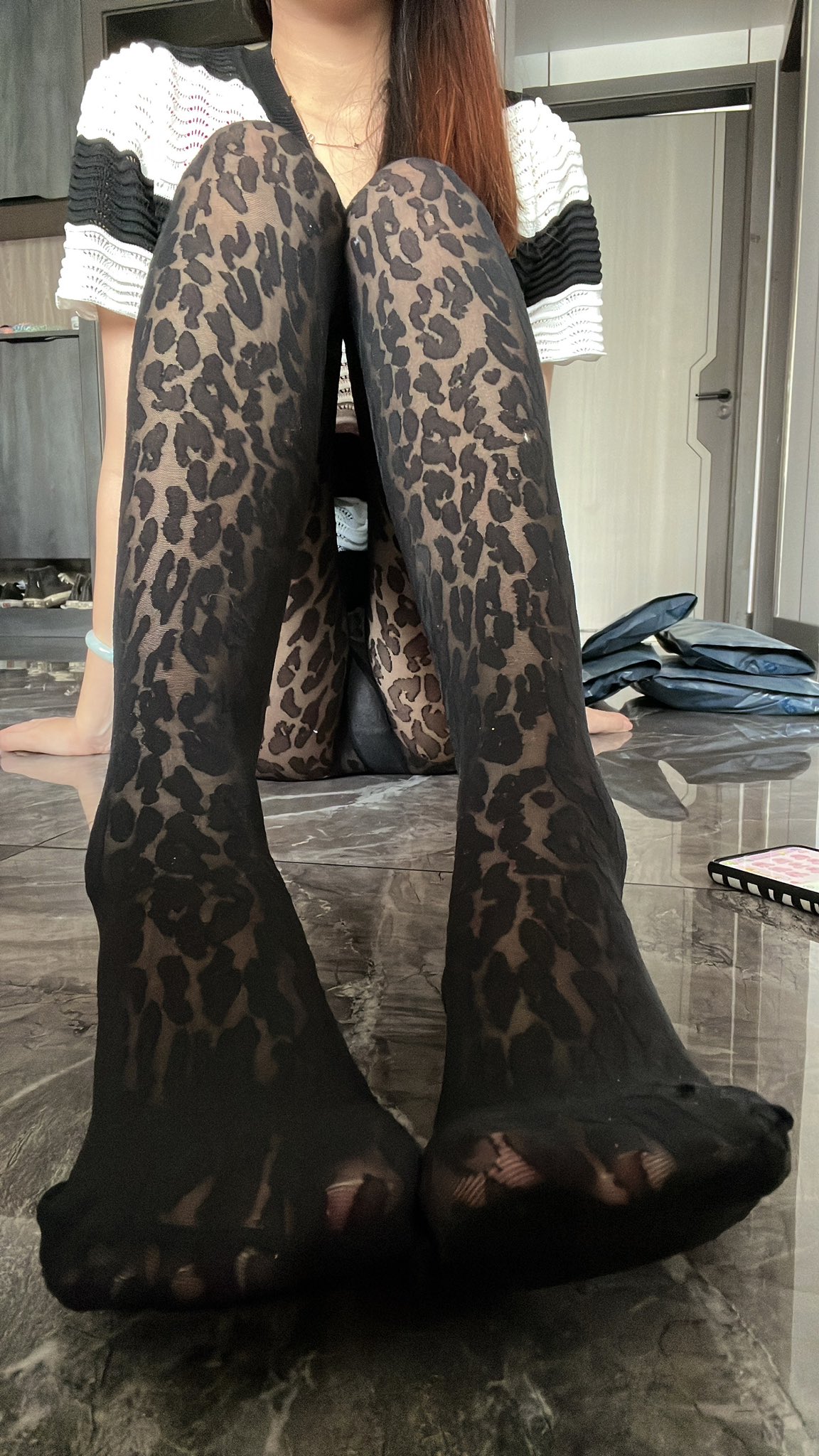 朵老师原味 on Twitter: "闻一闻豹纹袜 密集恐惧症不咯 @CPTOUGAO @CPcoupling https://t.co/sLO1YMm5k4" / Twitter