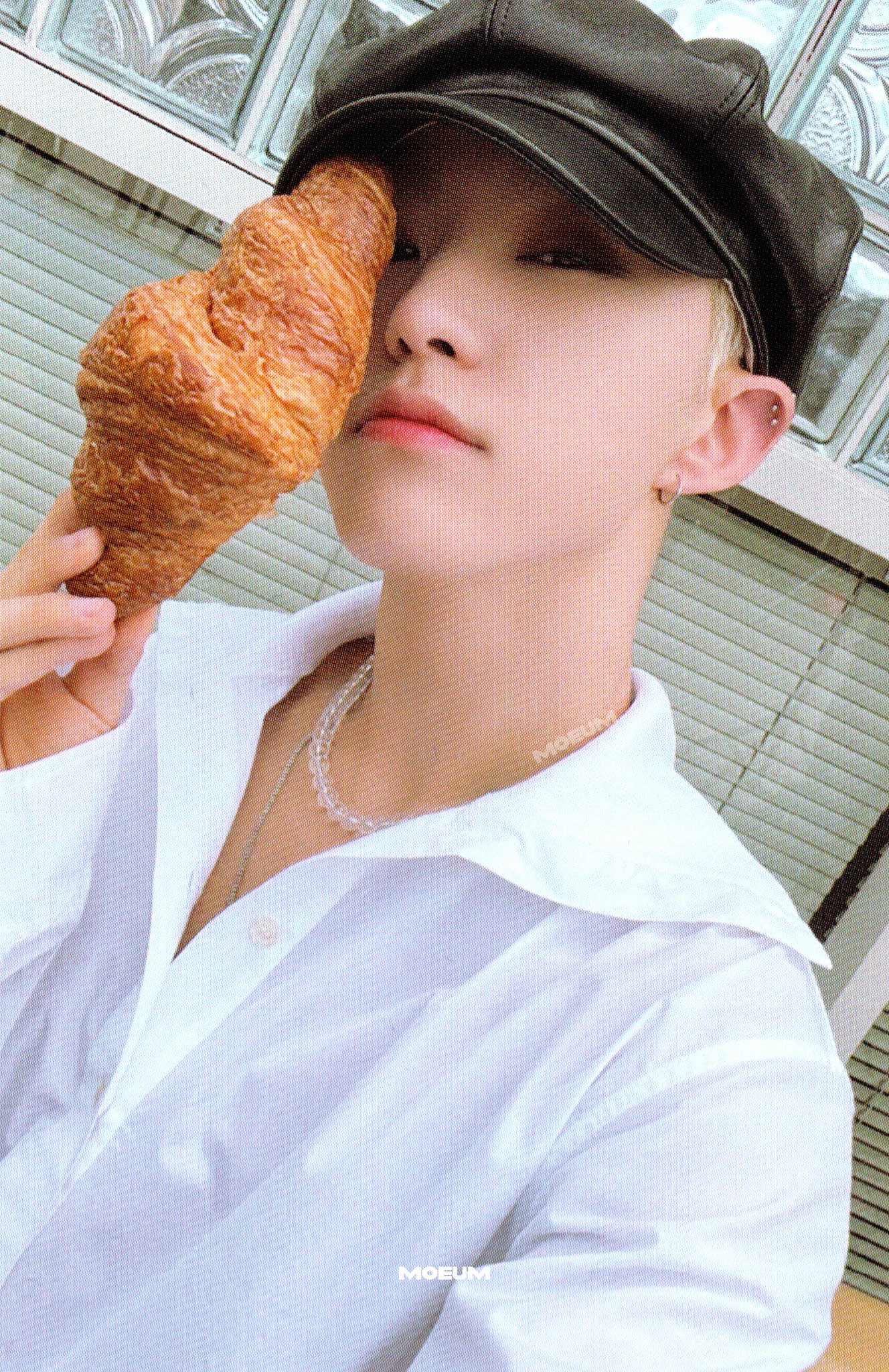 moeum on Twitter: "[SCAN] SECTOR 17 위버스 버전 #호시 #세븐틴 https://t.co/SOPNbxJKP7" / Twitter