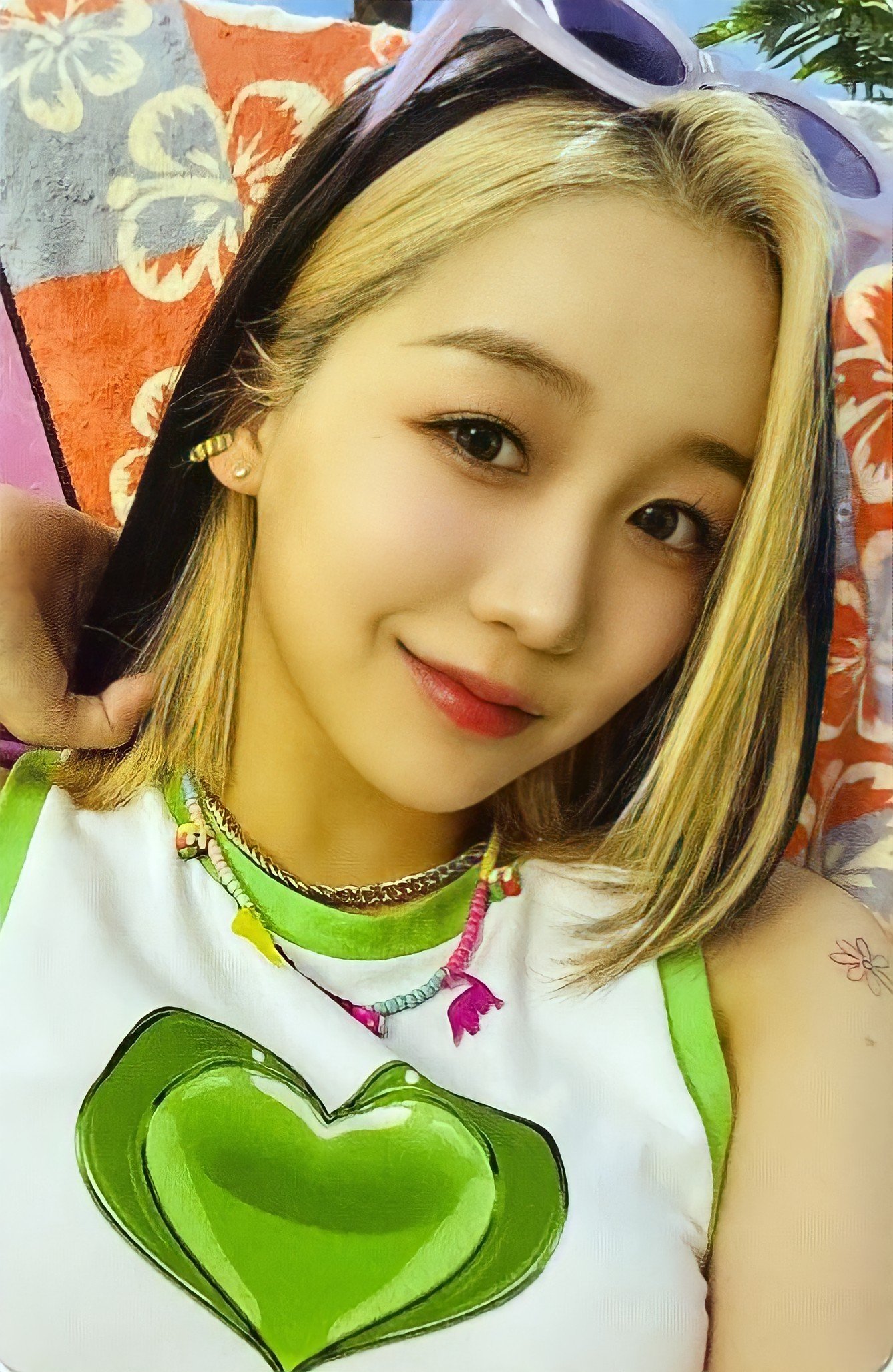 kep1er scan on Twitter: "Kep1er "DOUBLAST" Photocard Scan JEWEL CASE Blue Blast Ver. YUJIN ...