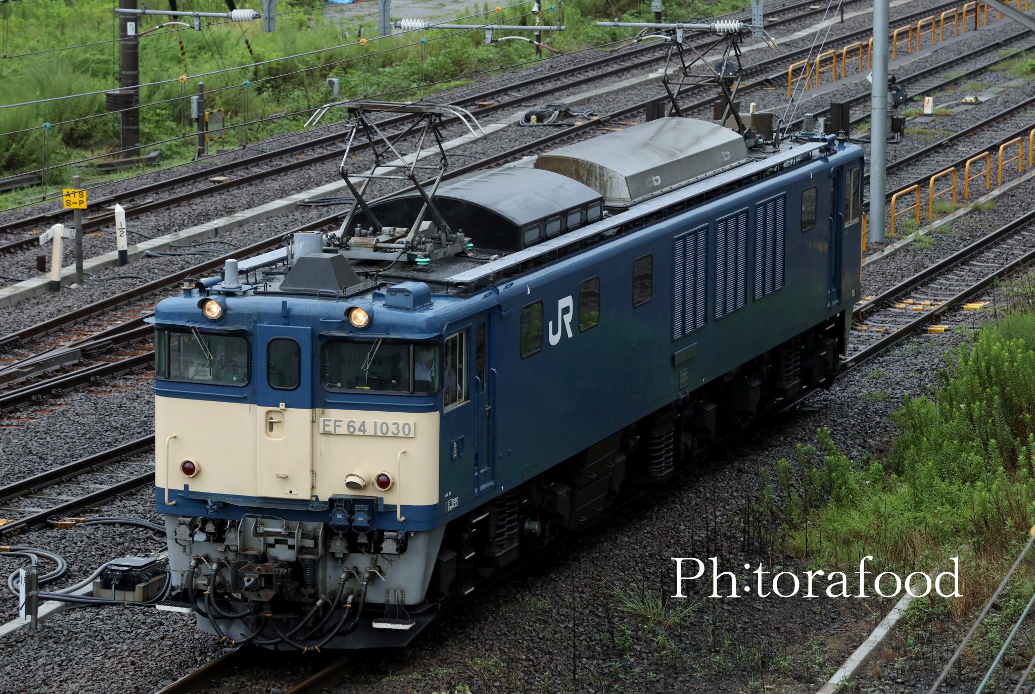 虎フード。 on Twitter: "2022年7月26日撮影 EF64 1030 新川崎付近にて ※Y様、本当にお世話になりました！ 厚くお礼申し上げます。 虎フード。 https://t ...