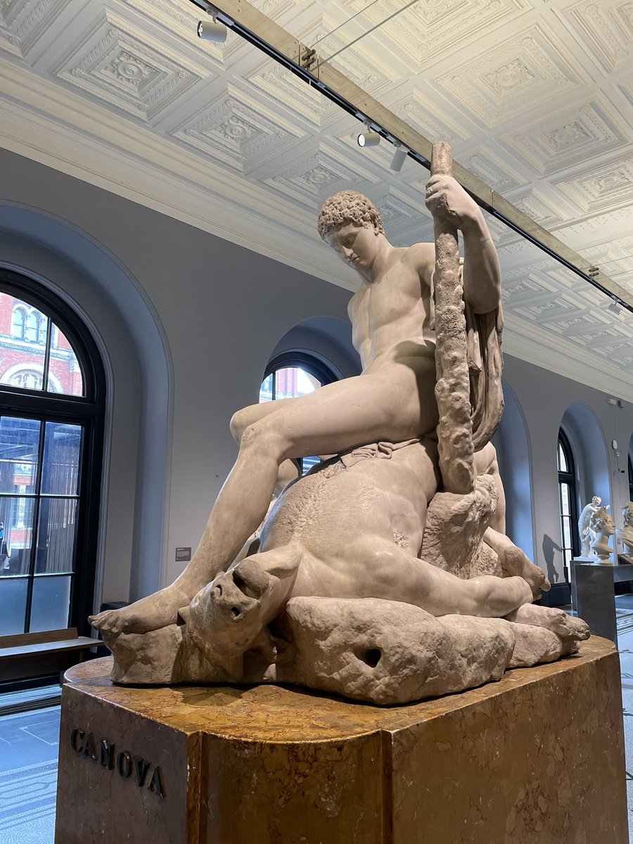 plazy ☾* ⋆. on Twitter: "saw the statue of theseus DICK RIDING the minotaur irl"