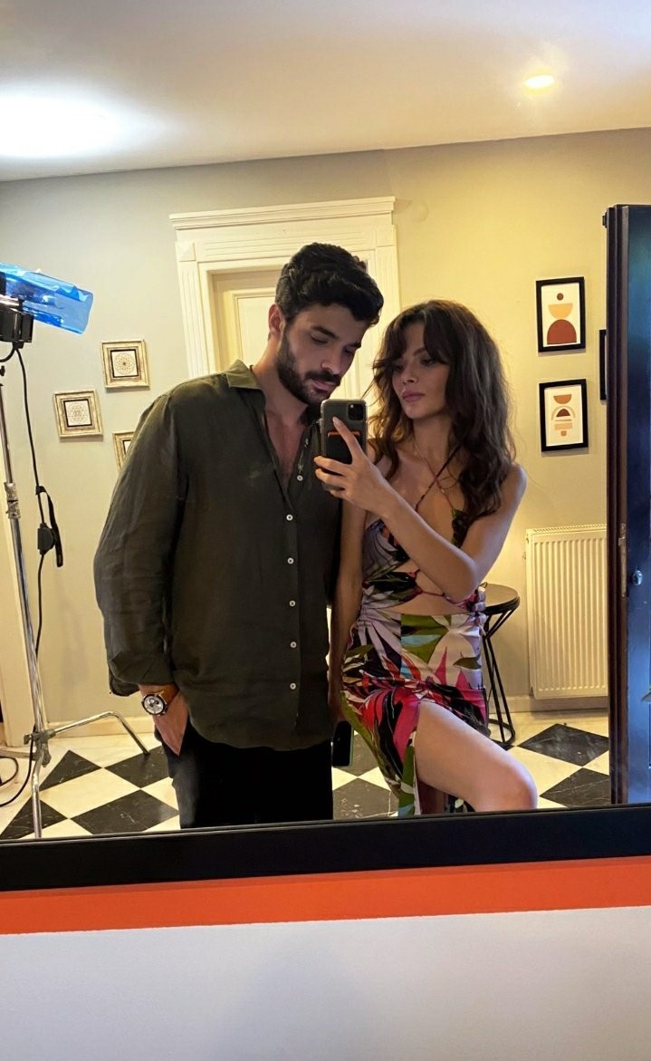 Dizi Analiz on Twitter: "Sinem Ünsal & Halit Özgür Sarı #GizliSaklı 💥 https://t.co/PaX1ro8vgq ...