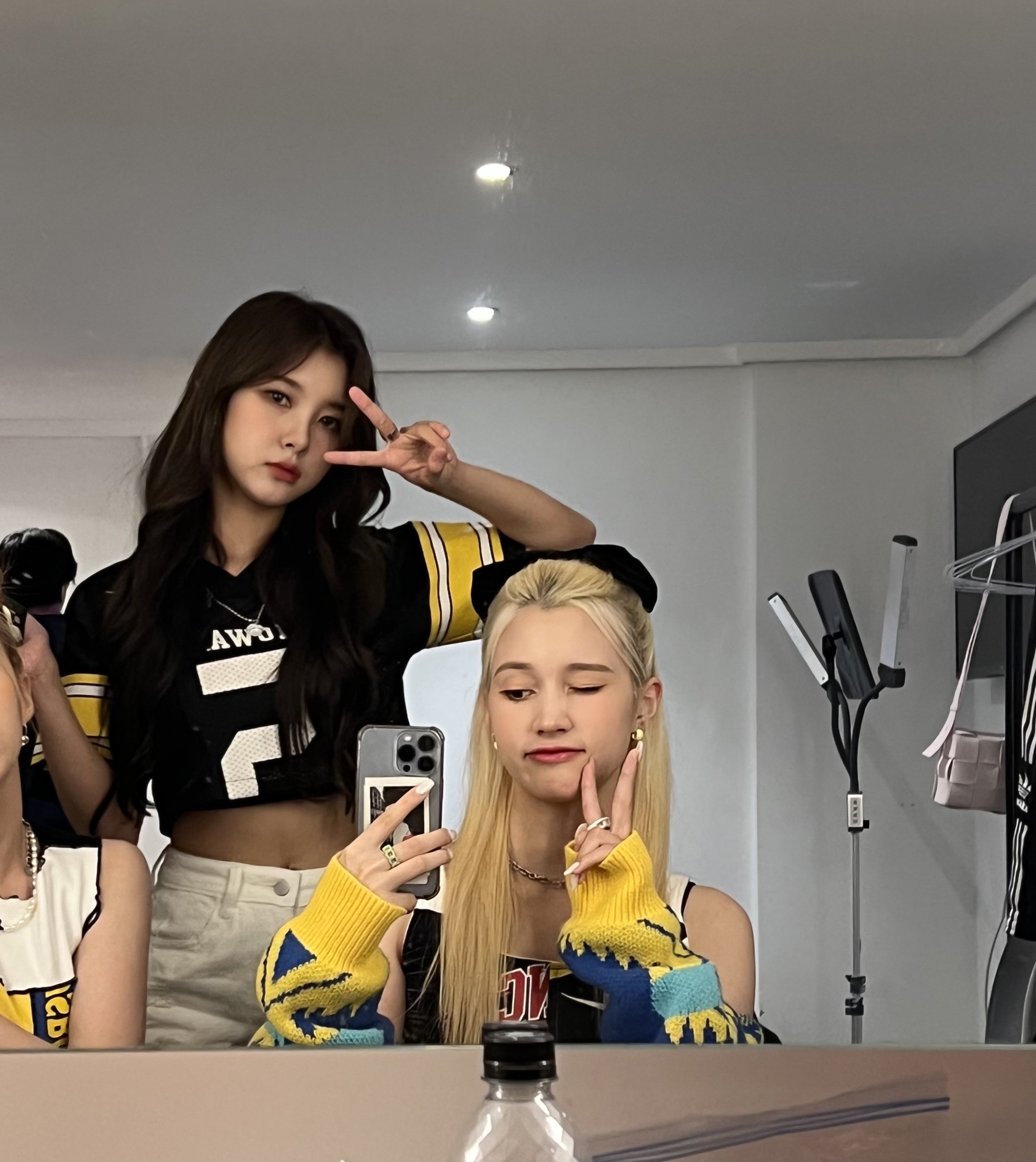 bahiyyih files on Twitter: "[🪐] dayeon universe update with #huening_bahiyyih #휴닝바히에 #Kep1er ...