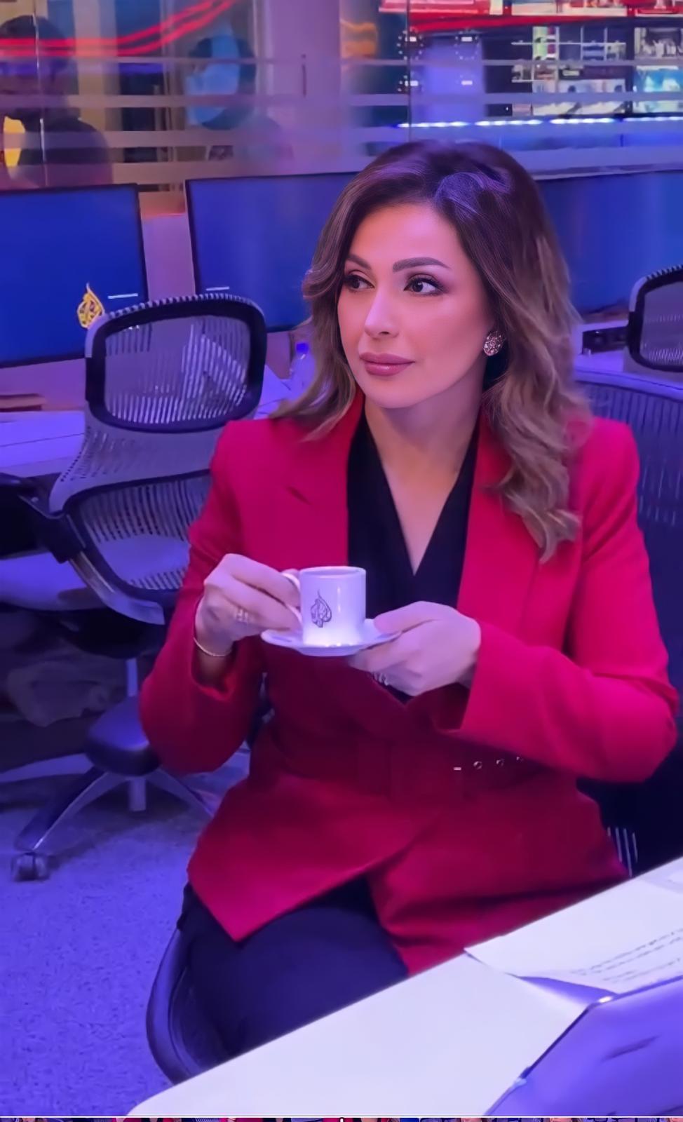 إيمان عياد Eman Ayad on Twitter: "لا يصلح جفاف الأخبار ومرارتها أحيانا الا فنجان قهوة😉 https://t ...