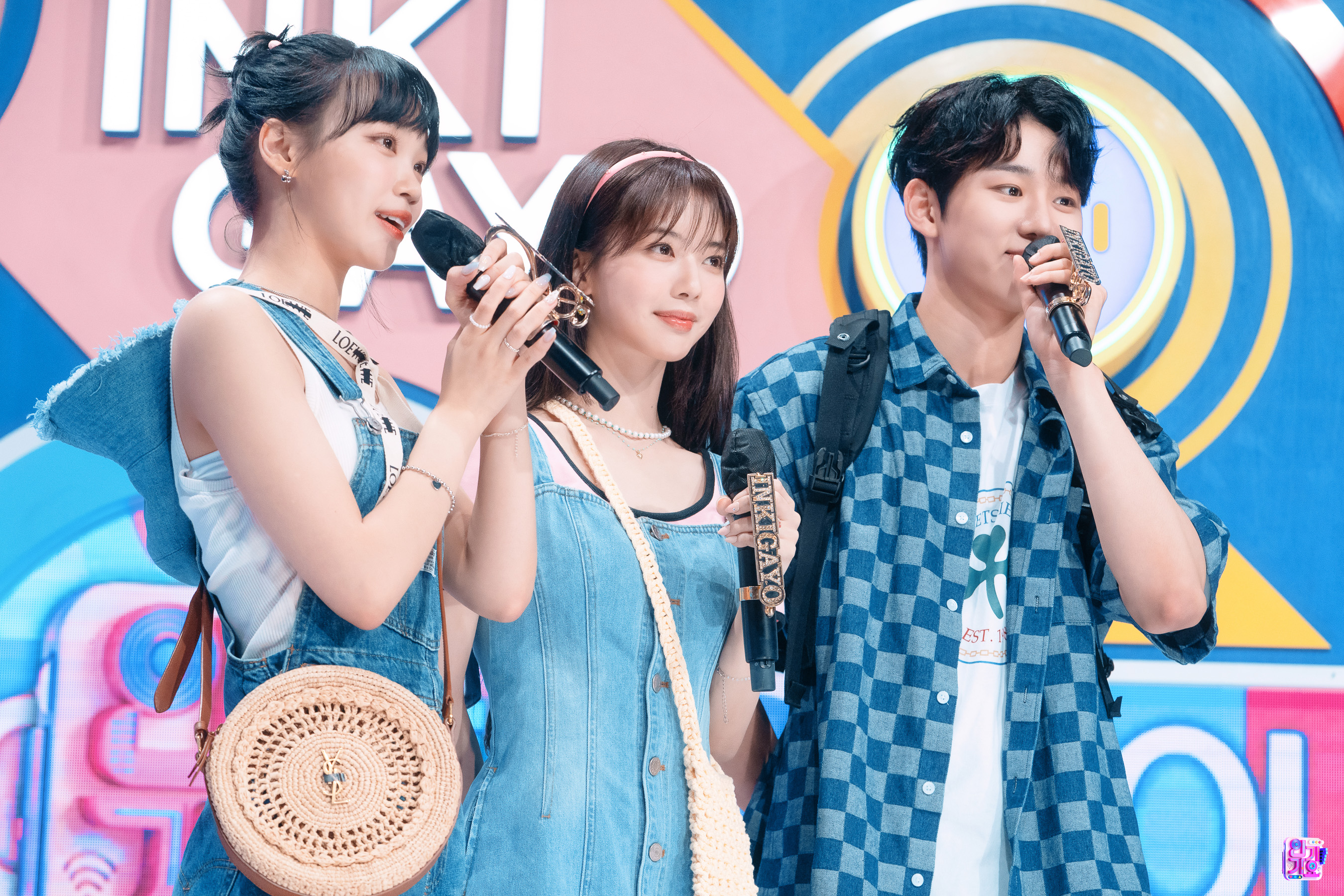 SBS 인기가요 (SBS Inkigayo) on Twitter: "♥220724 #인기가요 포토스케치 스페셜 MC 채원이와 함께한 여름방학 캠프 🏖️ 3MC 귀여워 ...