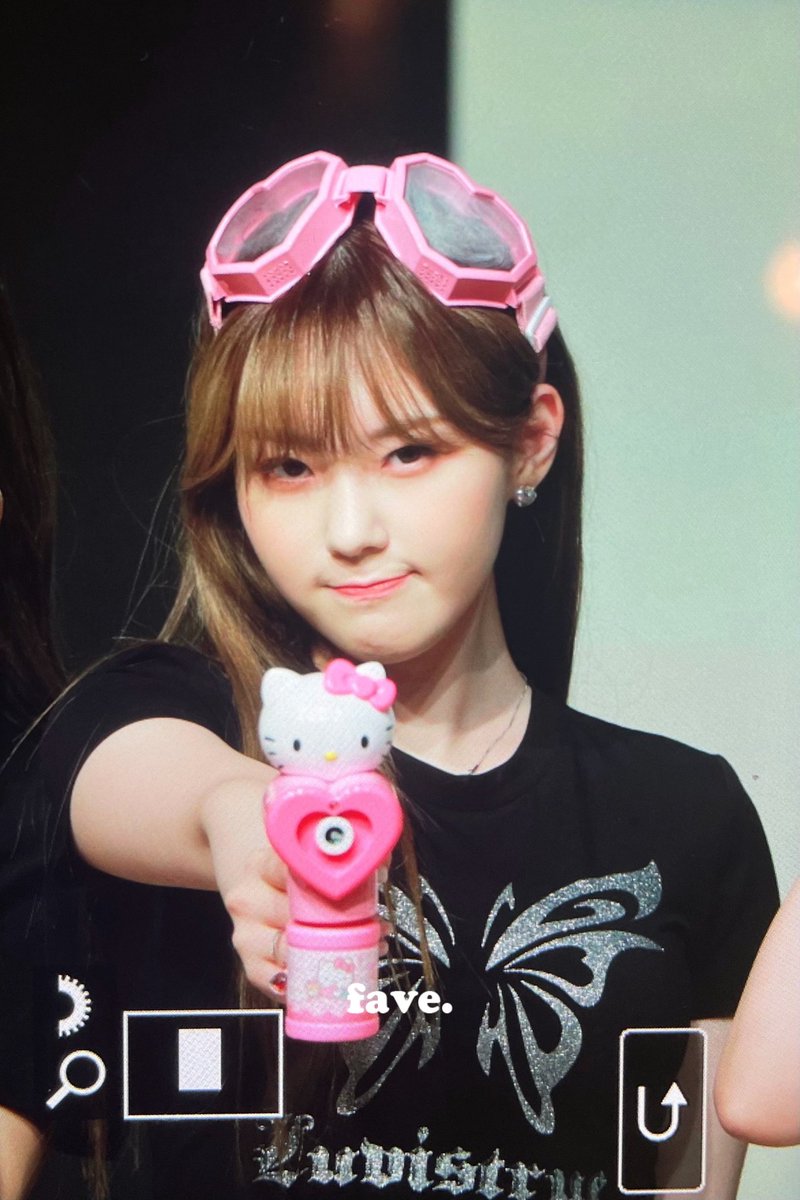 chaehyun pics ♡ on Twitter: chaehyun pics ♡ on Twitter: