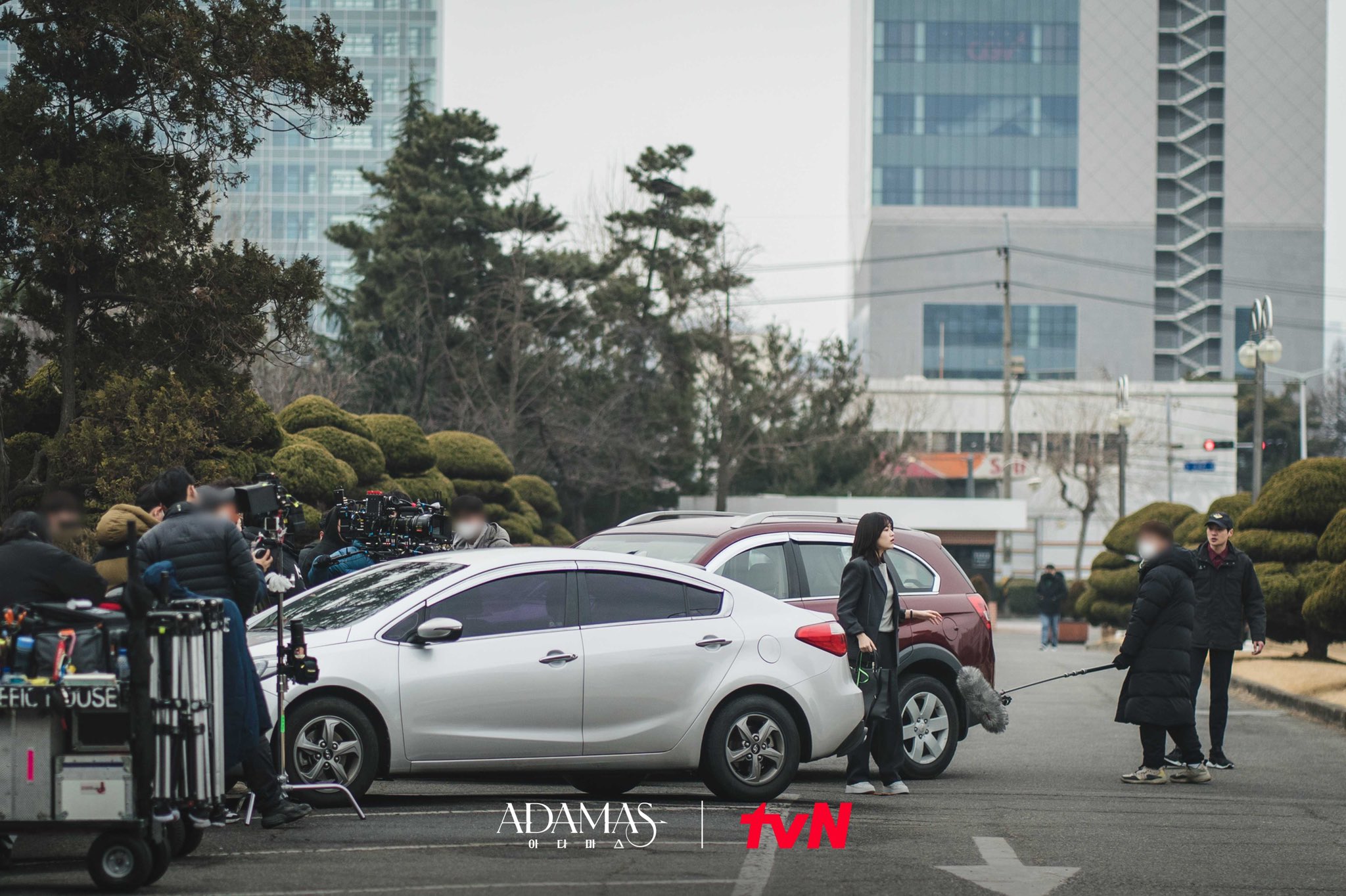 Soo Kyung Pic on Twitter: "HD behind the scenes stills for #Adamas Episode 1 (1) 🔗https://t.co ...