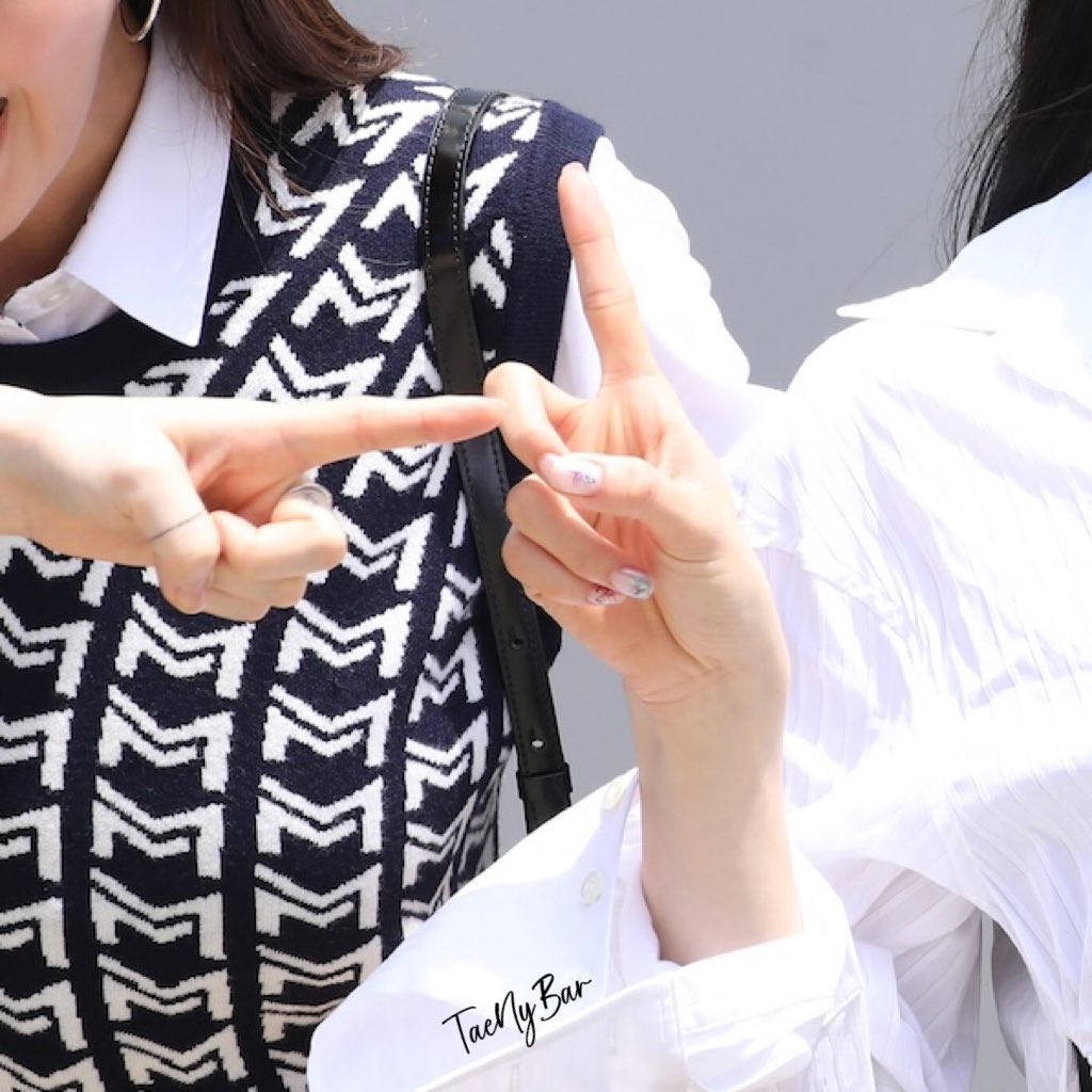 Karina π§ On Twitter Rt Taeny Bar νλ Taeny