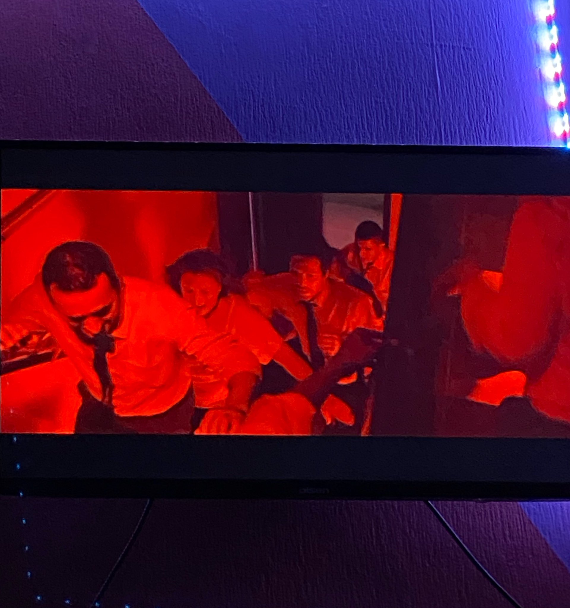 лягушата женщина 🍂 on Twitter: "167. The Belko Experiment (2017) https://t.co/5b9enSpvQ6" / Twitter