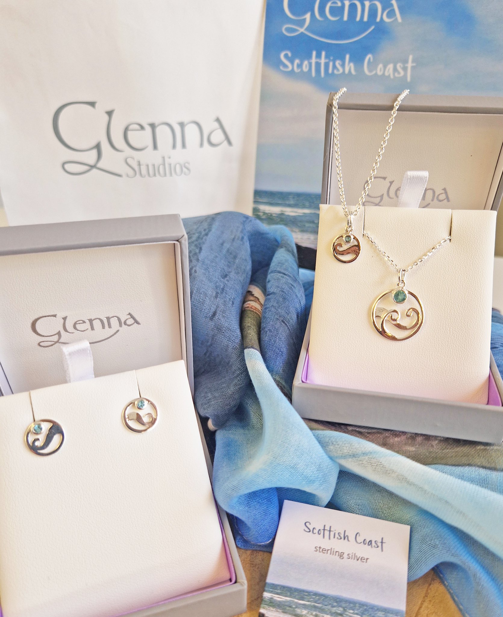 WeeBox on Twitter: "🎉💜🏴󠁧󠁢󠁳󠁣󠁴󠁿 MAKER SUMMER GIVEAWAY 🎉💜🏴󠁧󠁢󠁳󠁣󠁴󠁿 You could WIN this stunning set of ...