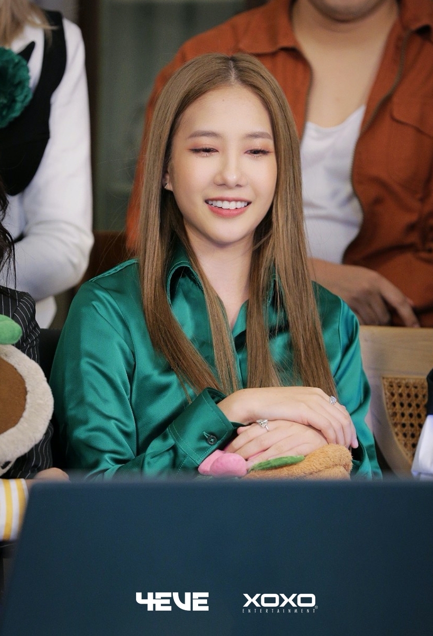 4EVE_Official on Twitter: "รวมภาพความสนุกของ #หนังหน้าโรงx4EVE https://t.co/P8sLscNuvh" / Twitter