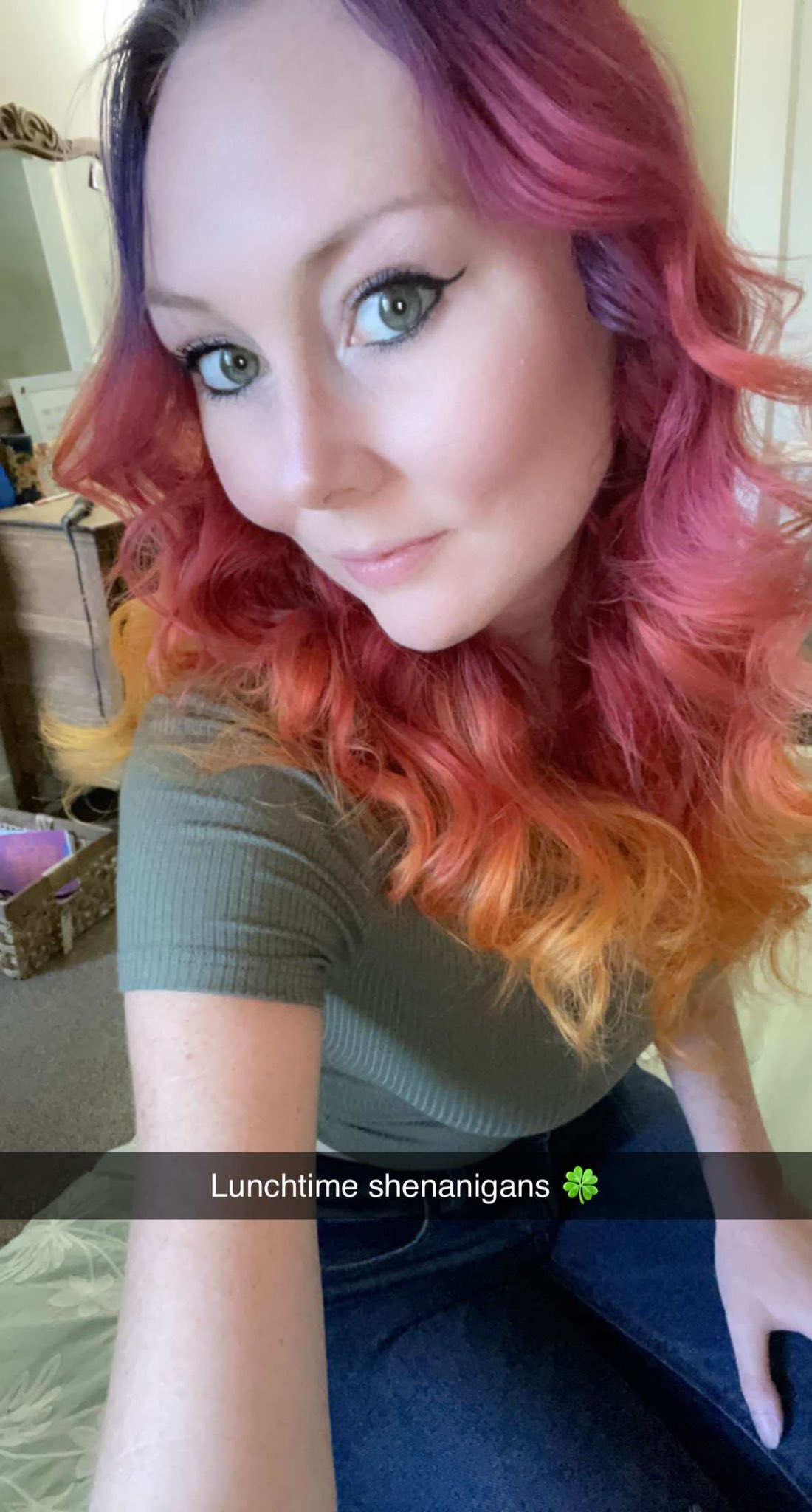 Kristina Ann 💜🍒 on Twitter: "#fridayfeeling #tgif https://t.co/W6st8HbLvo" / Twitter