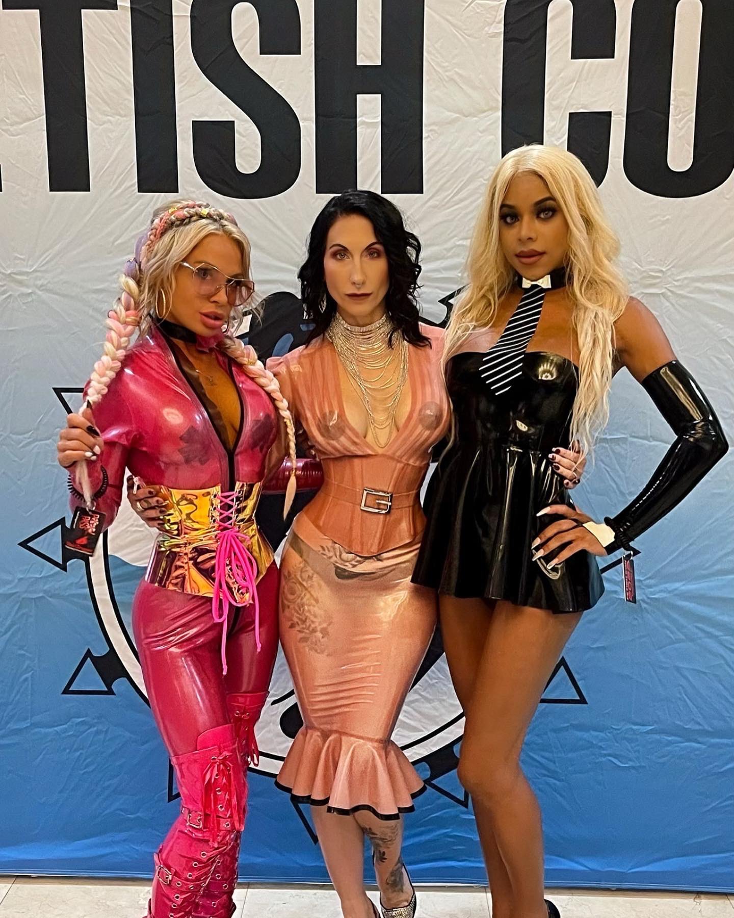 Tw Pornstars 1 Pic Adara Jordin Twitter First Night At Fetishcon After Two Years Of